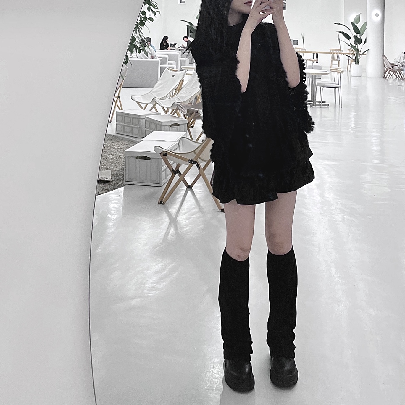 지니 (@jinihiii) 님의 게시물 | KREAM