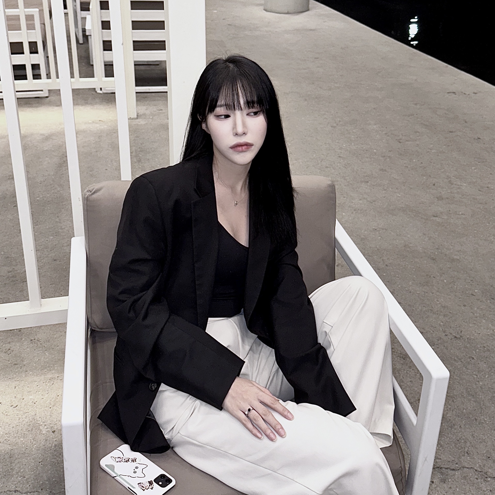 지니 (@jinihiii) 님의 게시물 | KREAM