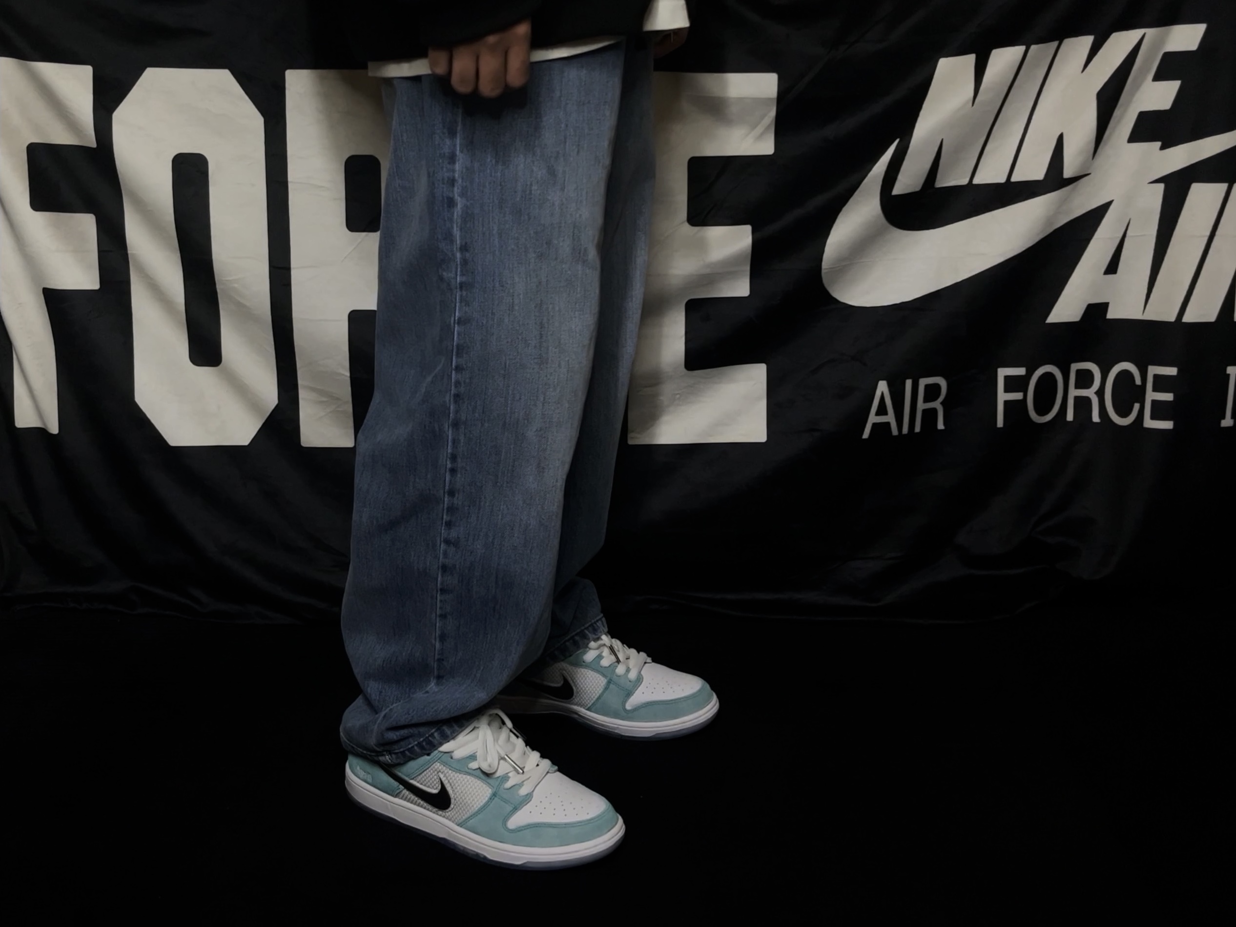 에이프릴 | KREAM