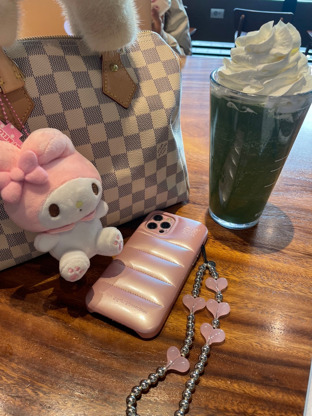 서울쥐 (@lily_j) 님의 게시물 | KREAM