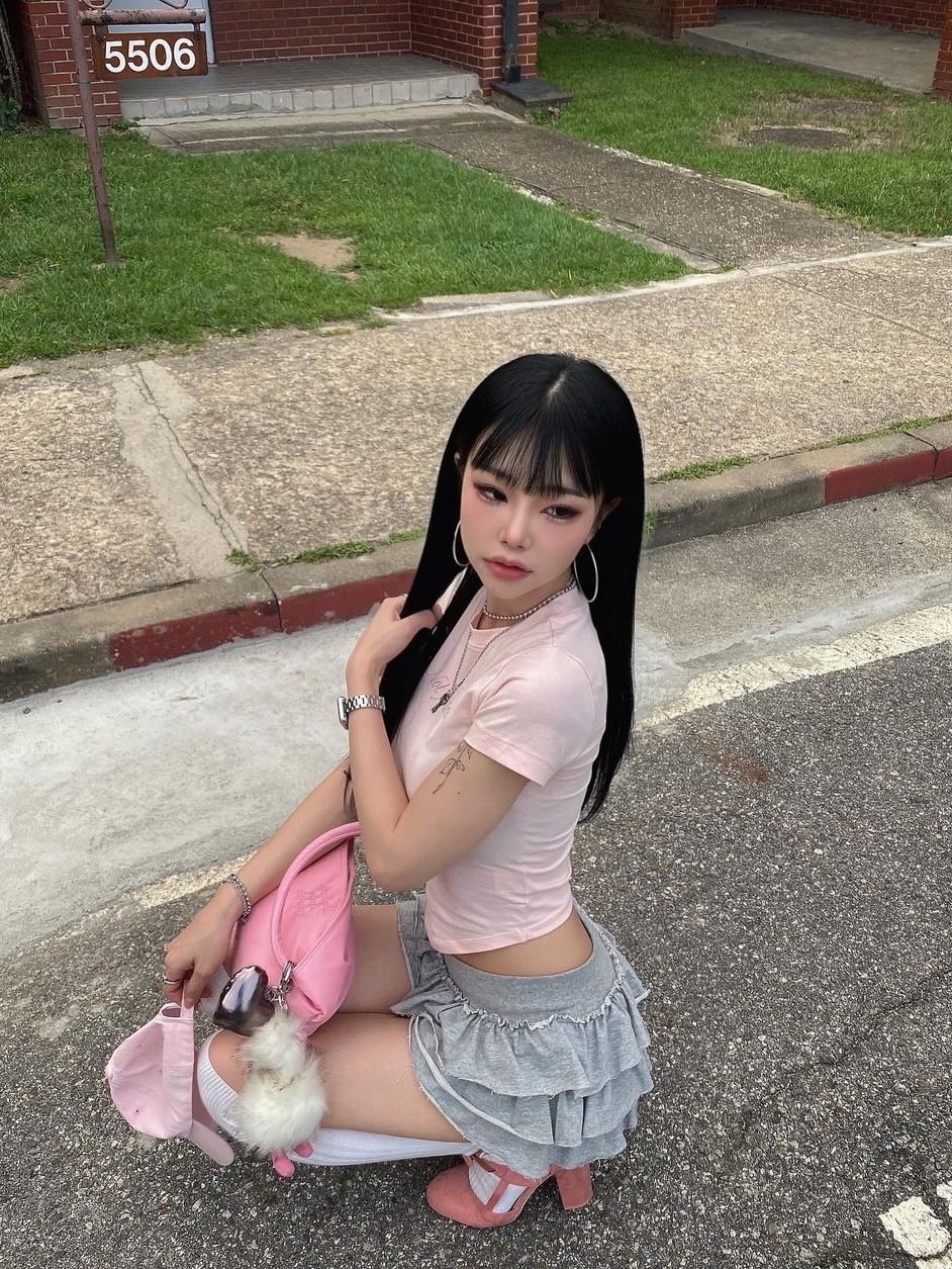 That girl (@style_everyday) 님의 게시물 | KREAM