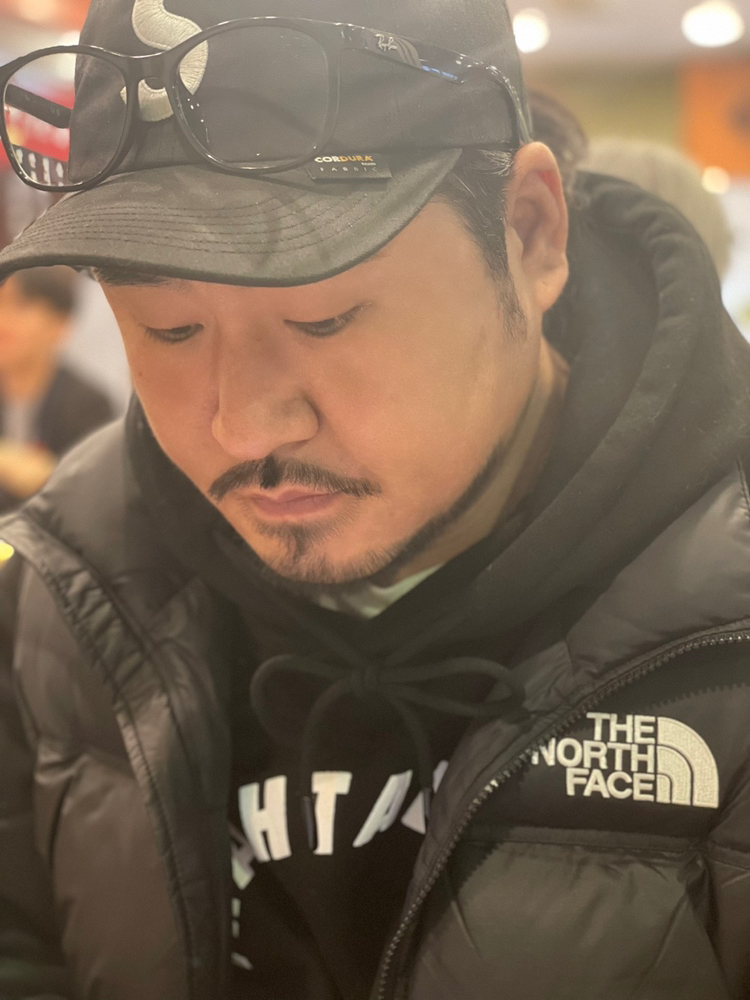 (@kobangjini) 님의 게시물 | KREAM