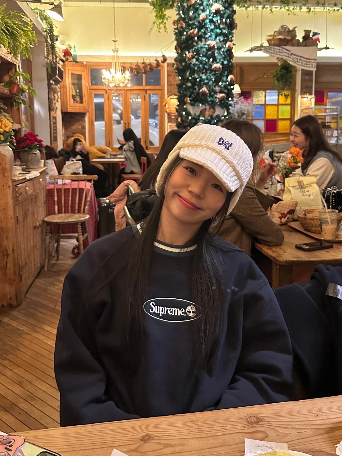 @d2_b_ (@d2_b_) 님의 게시물 | KREAM