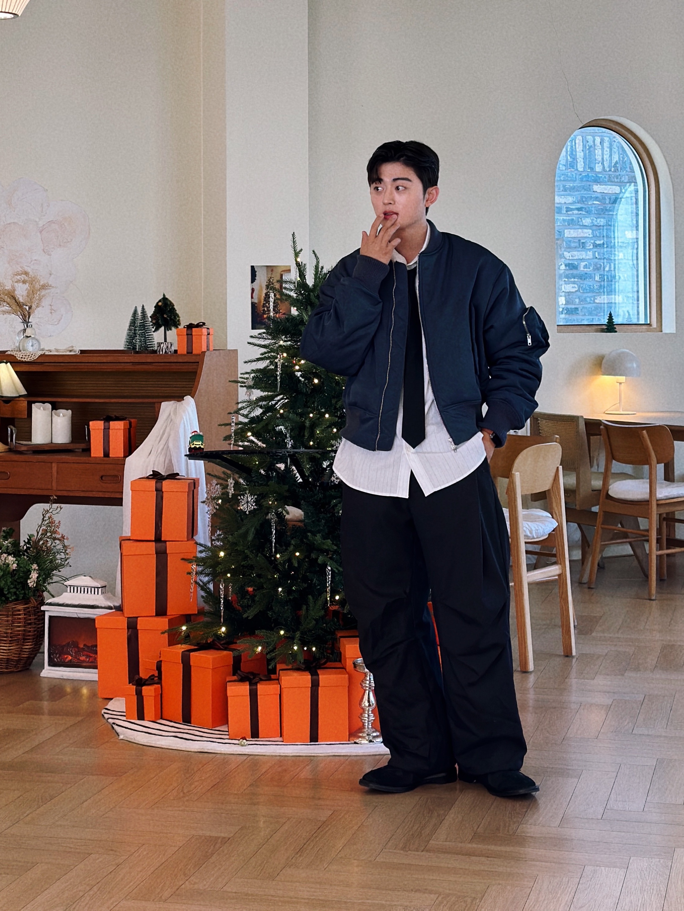 로스트가든 Reto_black | KREAM