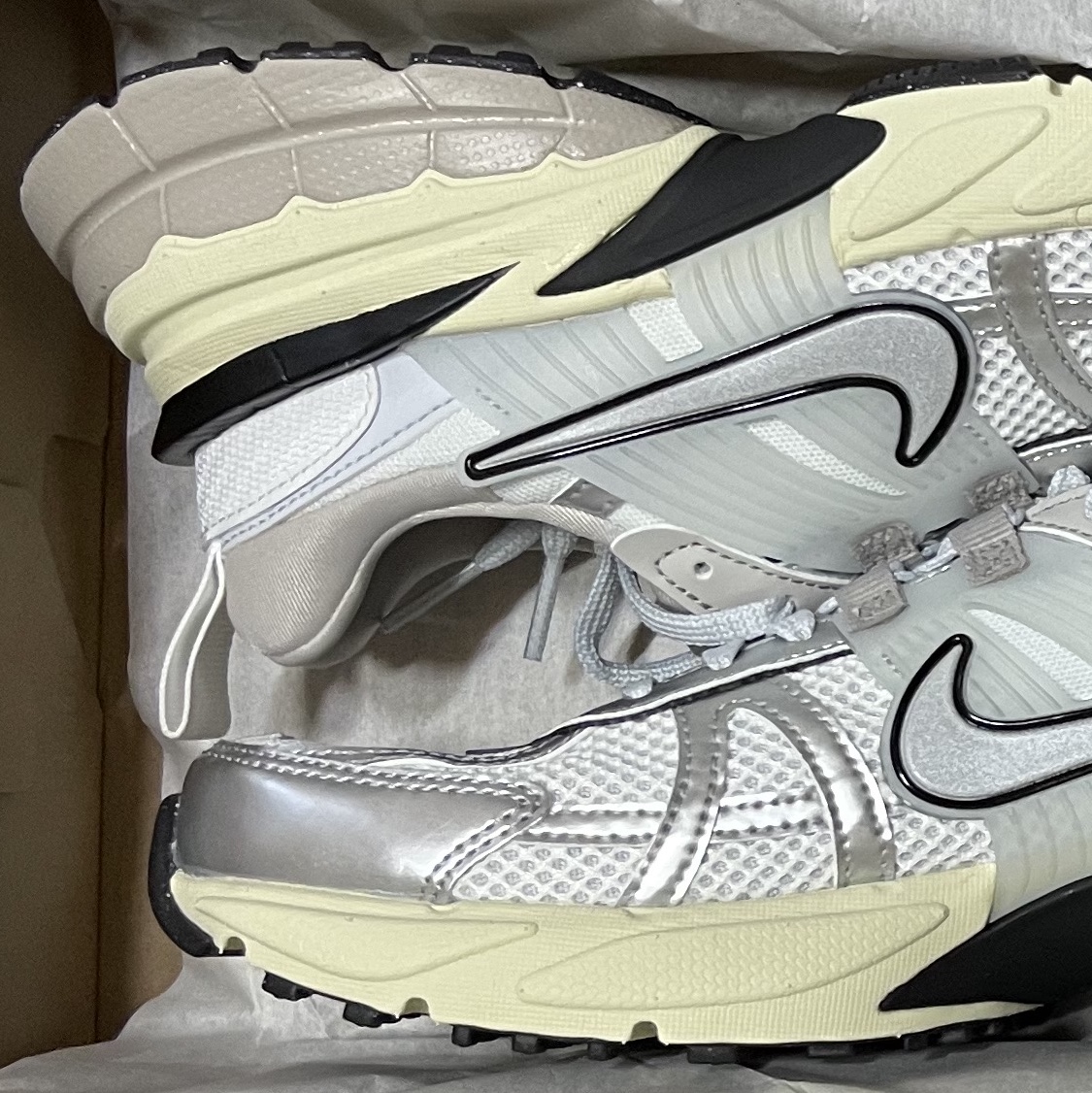 kream (@o6siti) 님의 게시물 | KREAM