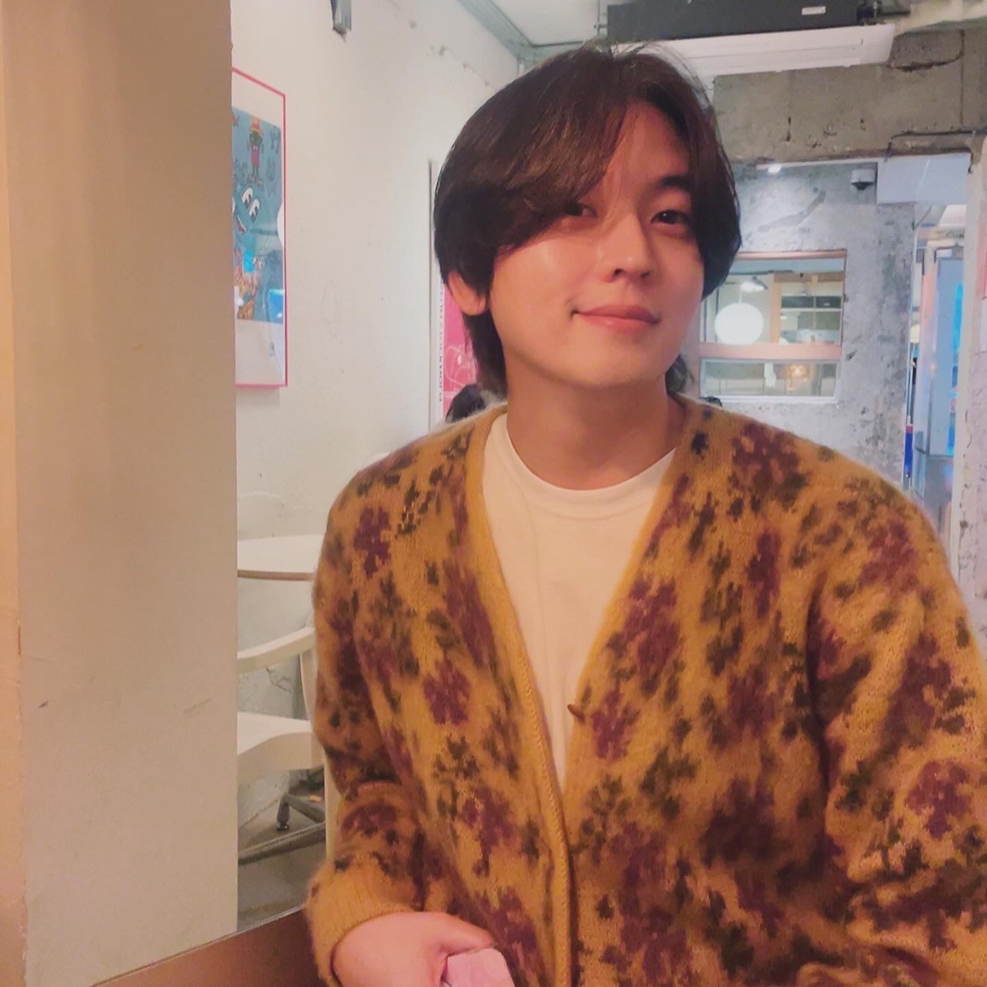 할머니가디건 너무이쁨 177/69 M | KREAM