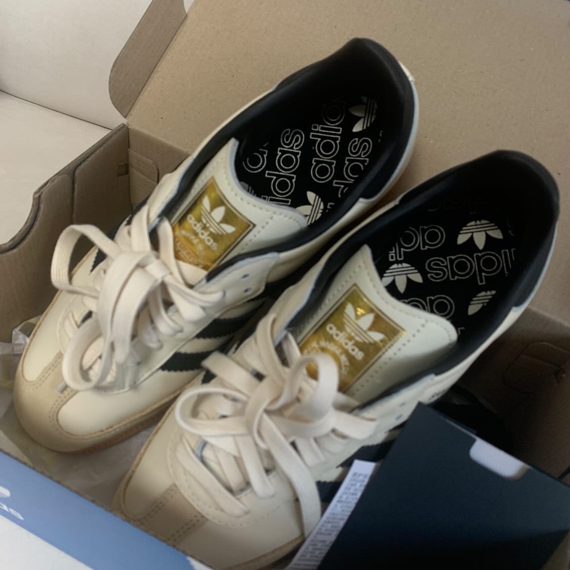 정싸이즈 235주문했는데 커요 ㅠ | KREAM