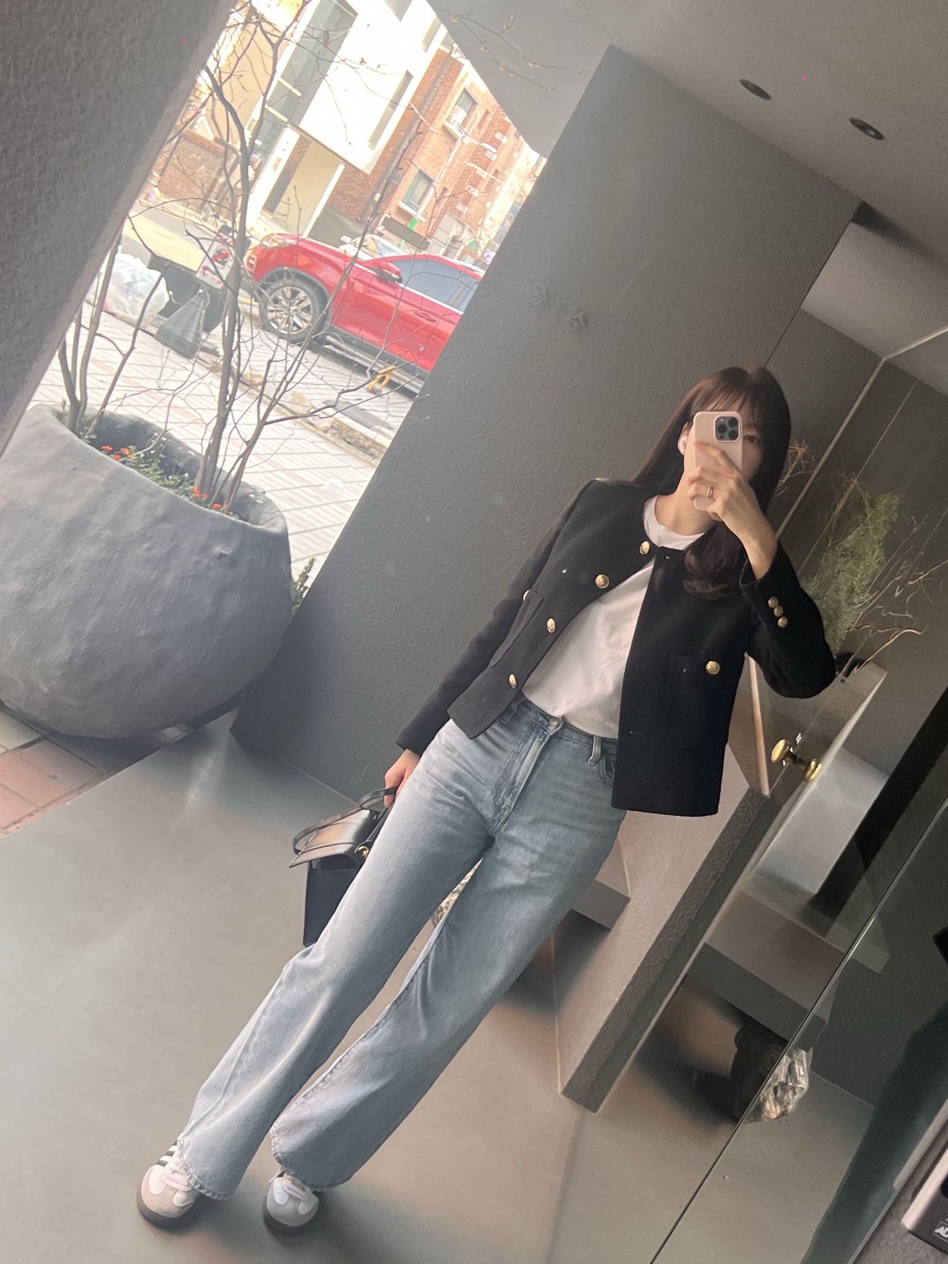 (@uu_love) 님의 게시물 | KREAM