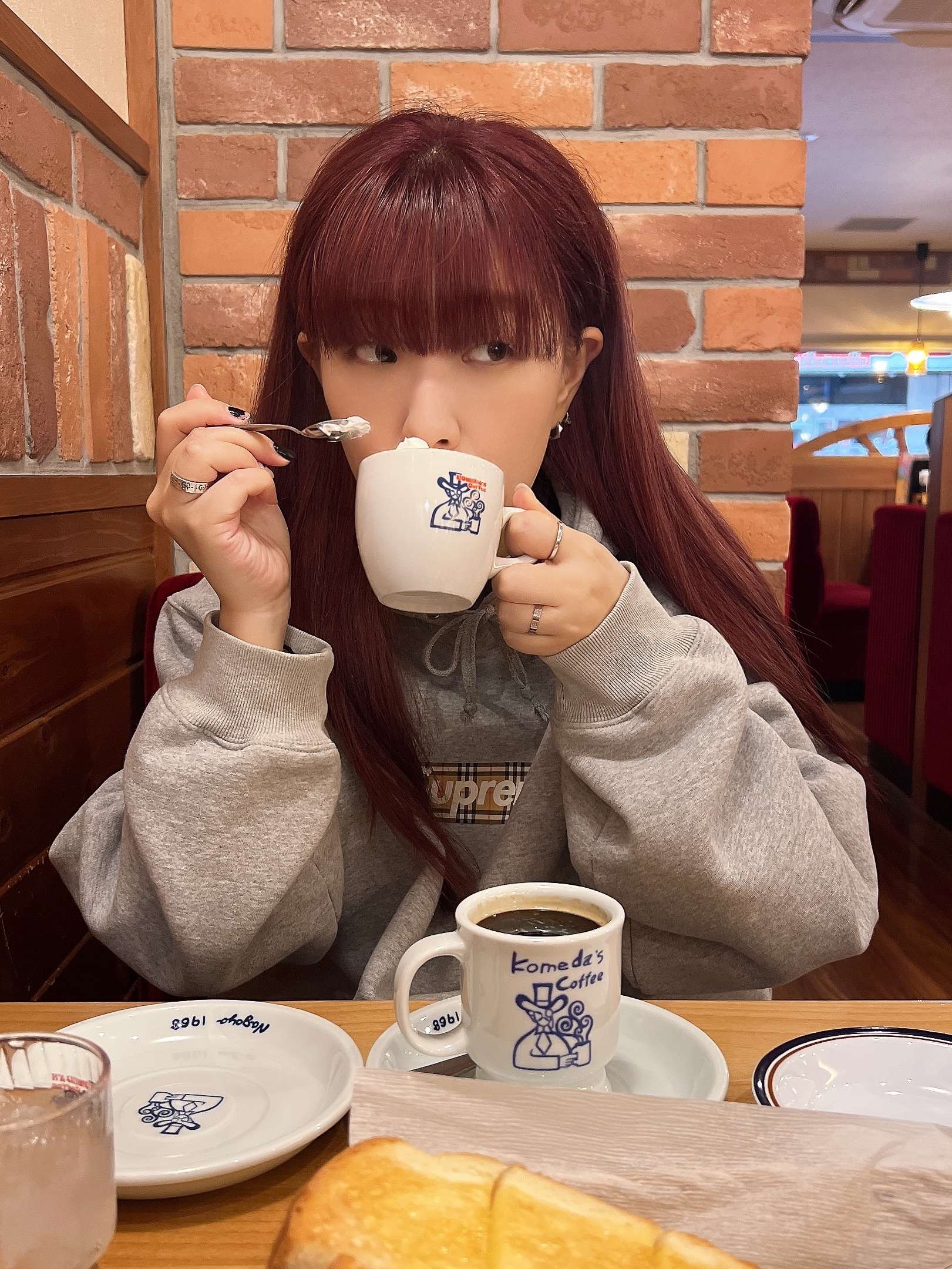 (@river92) 님의 게시물 | KREAM