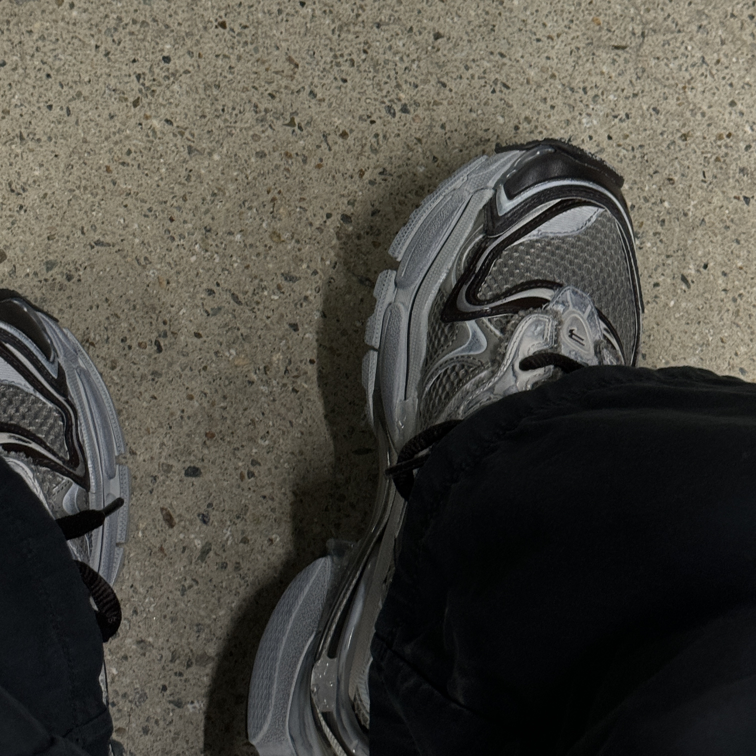 사진 잘 안받는 2.0 | KREAM