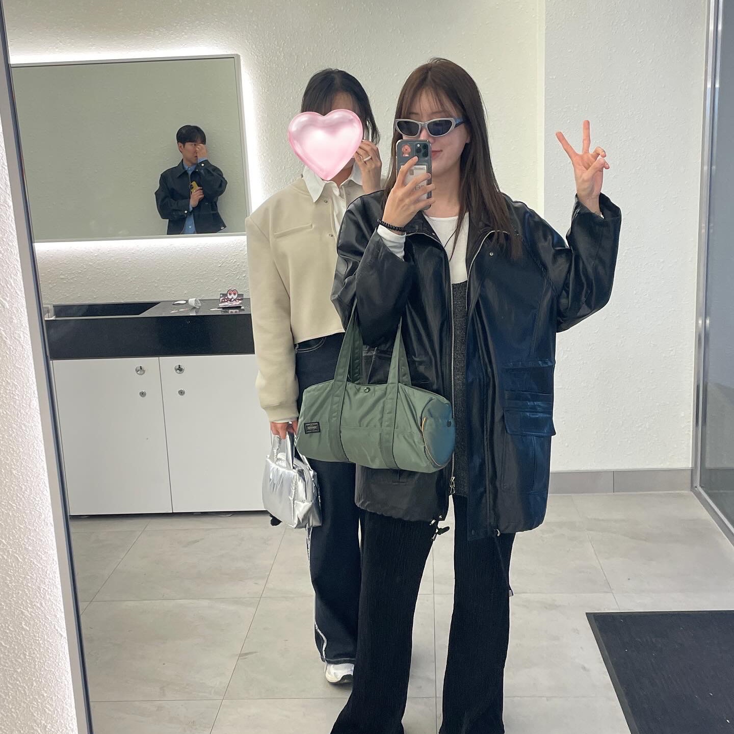 민정 (@_minyaa) 님의 게시물 | KREAM