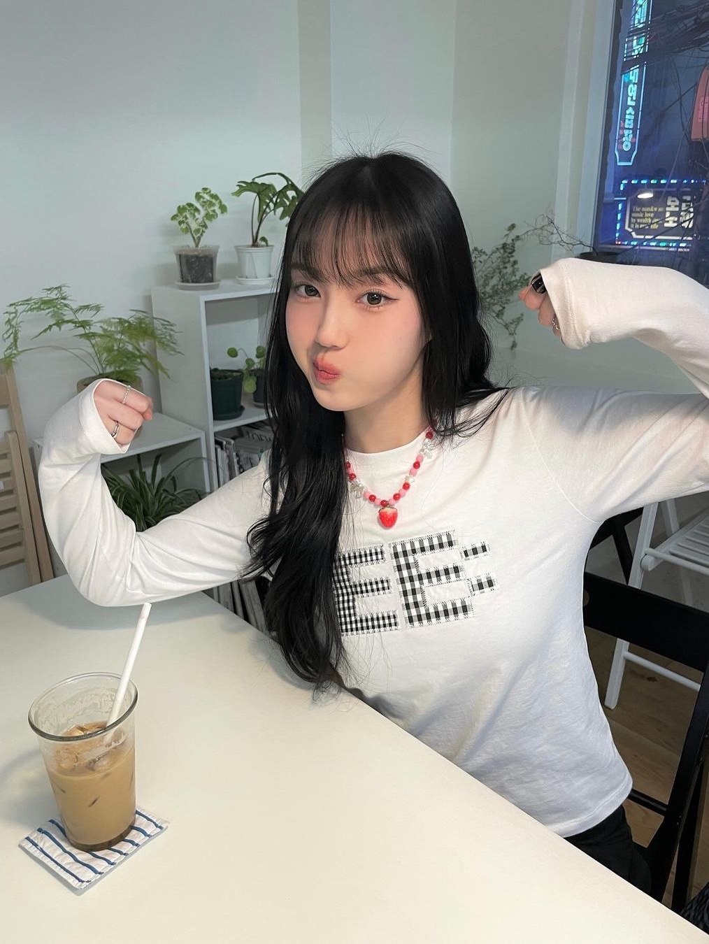 $ (@your_legacy) 님의 게시물 | KREAM