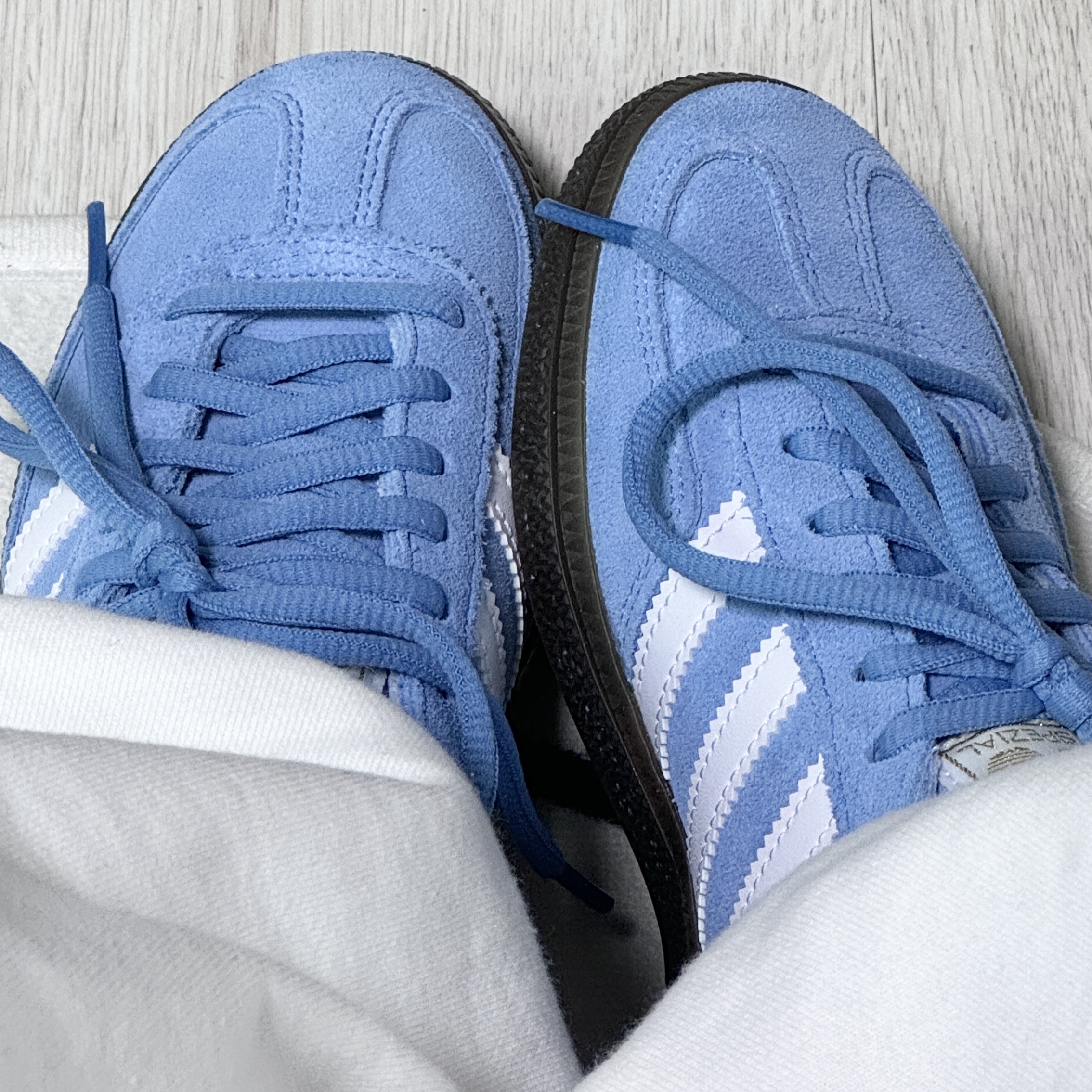 민지 (@minzing) 님의 게시물 | KREAM