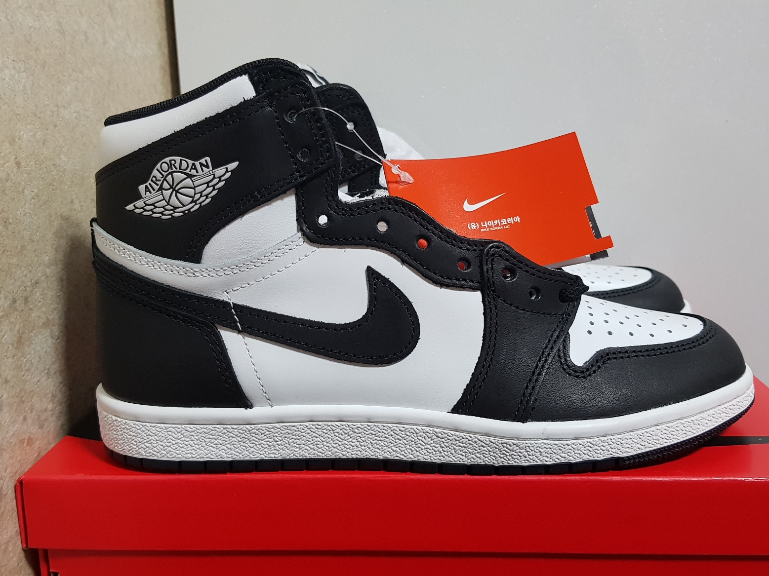 Huzzi (@h__________) 님의 게시물 | KREAM