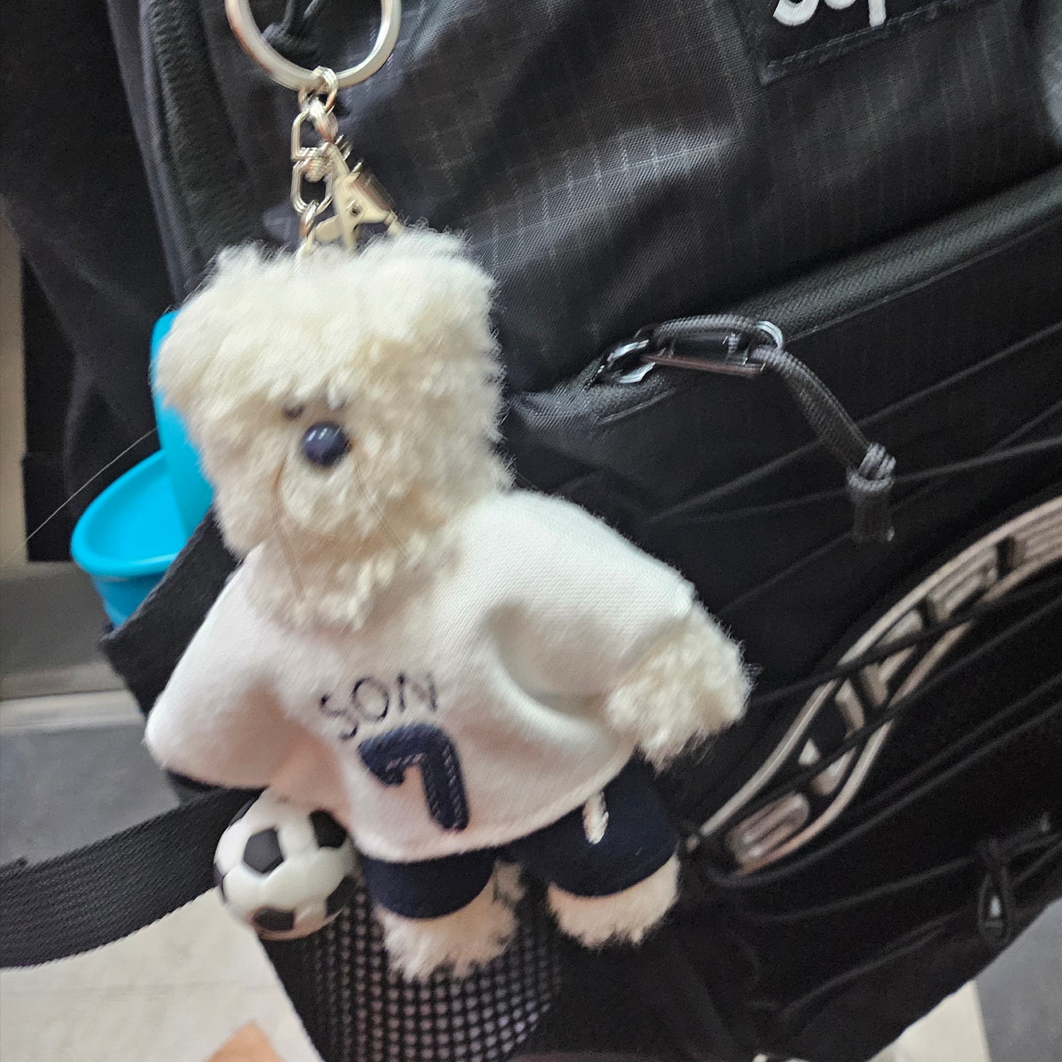 water_80 (@hj.shin) 님의 게시물 | KREAM