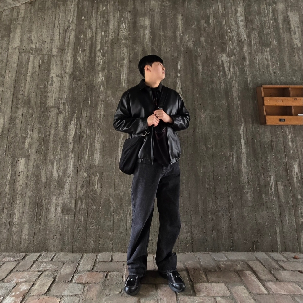 ㅇㅇㅎ (@twoyho) 님의 게시물 | KREAM