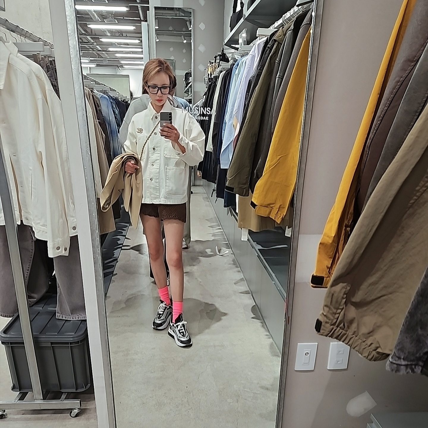 세벙. (@s.se_young) 님의 게시물 | KREAM