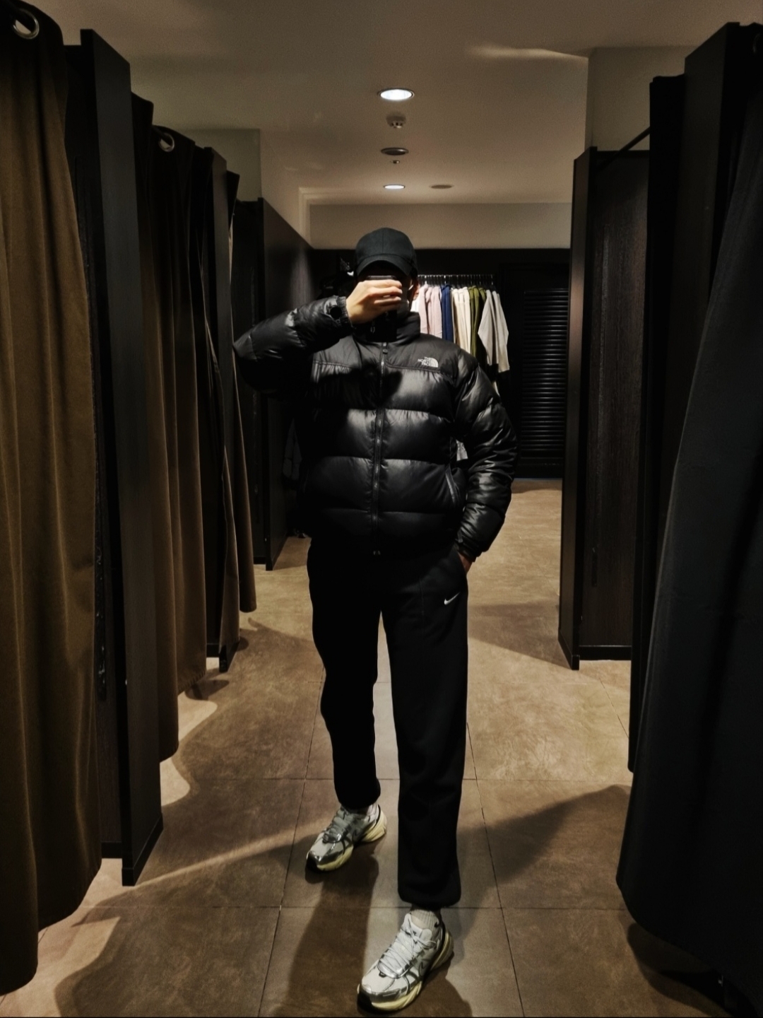 지난 겨울 노페 & V2K | KREAM