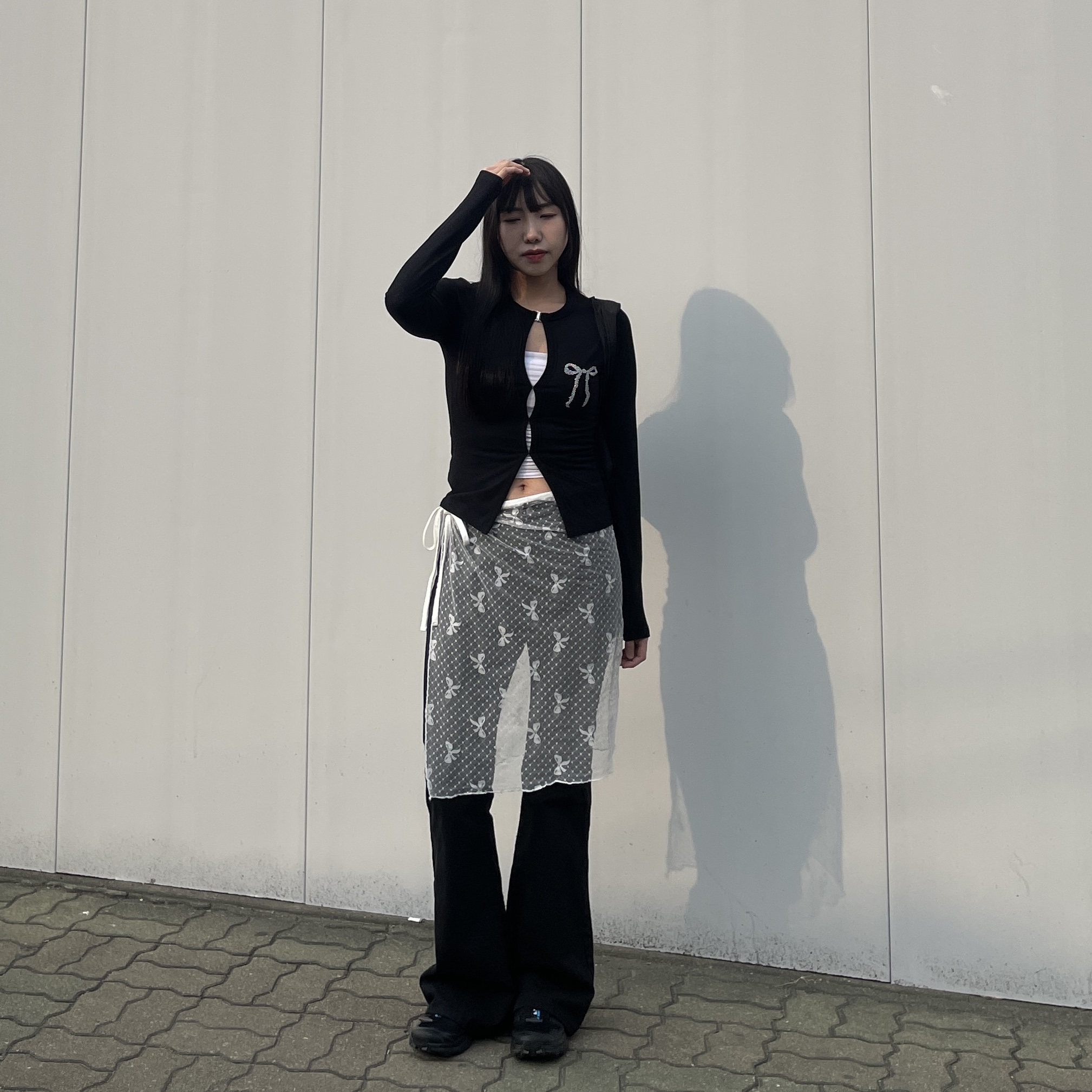 블랙에 화이트 레이스 얹기 🎀🖤 | KREAM