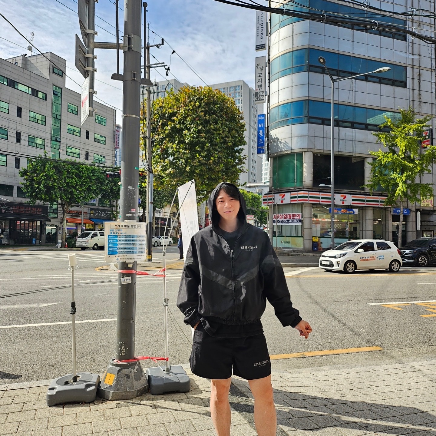 . (@dongkaha) 님의 게시물 | KREAM