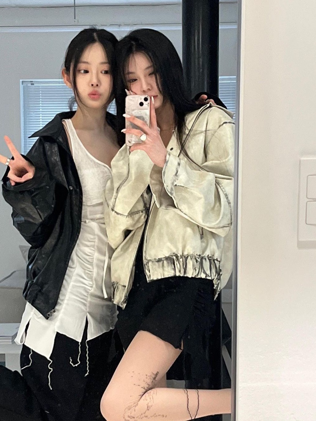 $ (@your_legacy) 님의 게시물 | KREAM