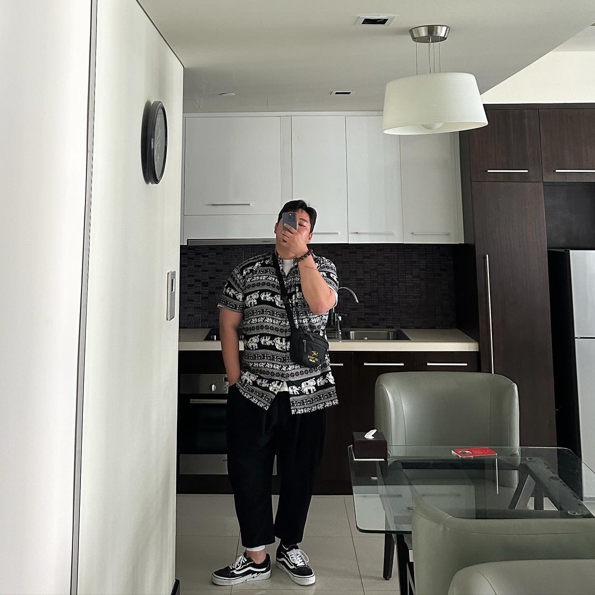 ljhoon0723 (@jh.9207) 님의 게시물 | KREAM