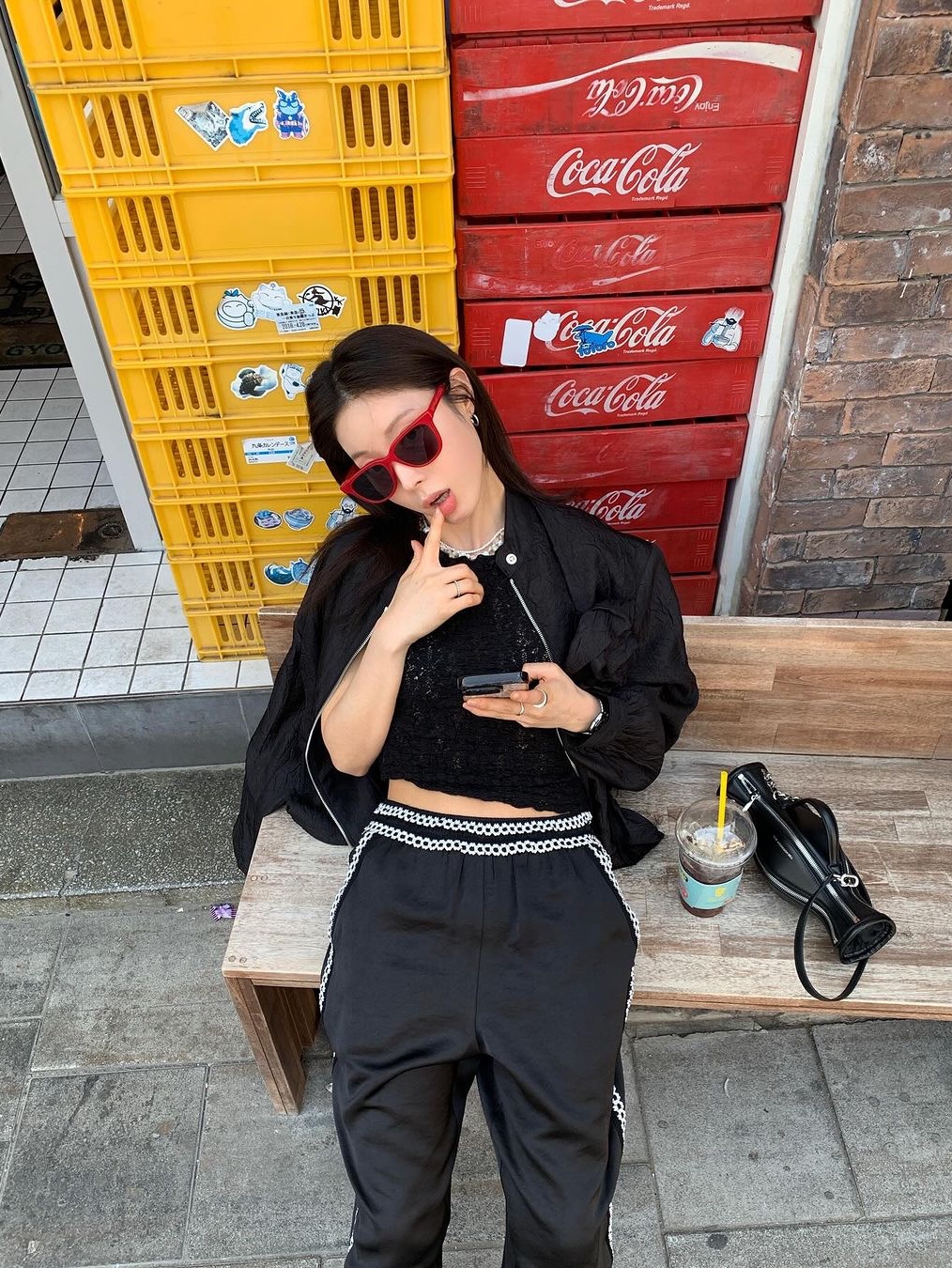 $ (@your_legacy) 님의 게시물 | KREAM