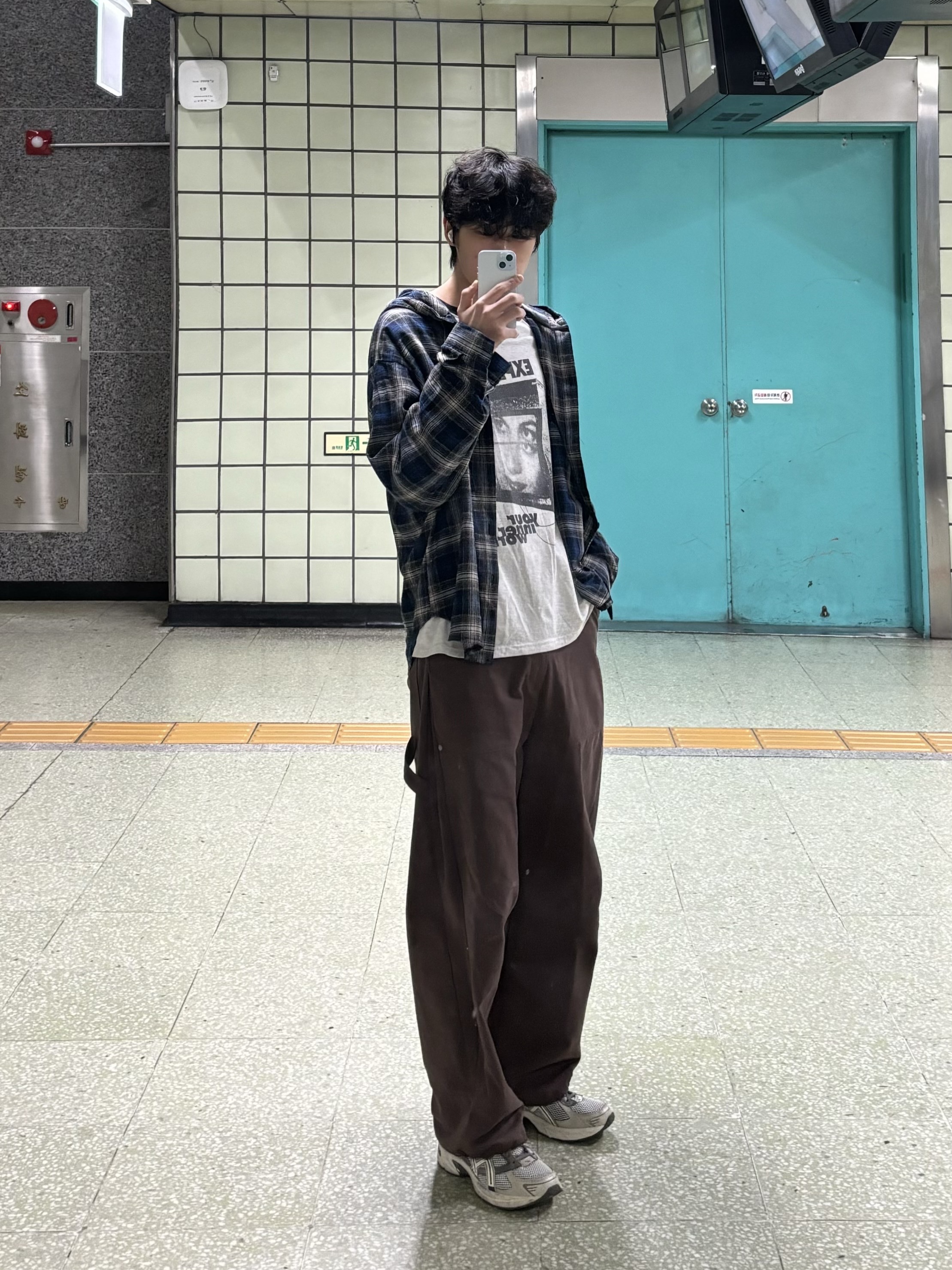 우빈 (@woooo_00) 님의 게시물 | KREAM