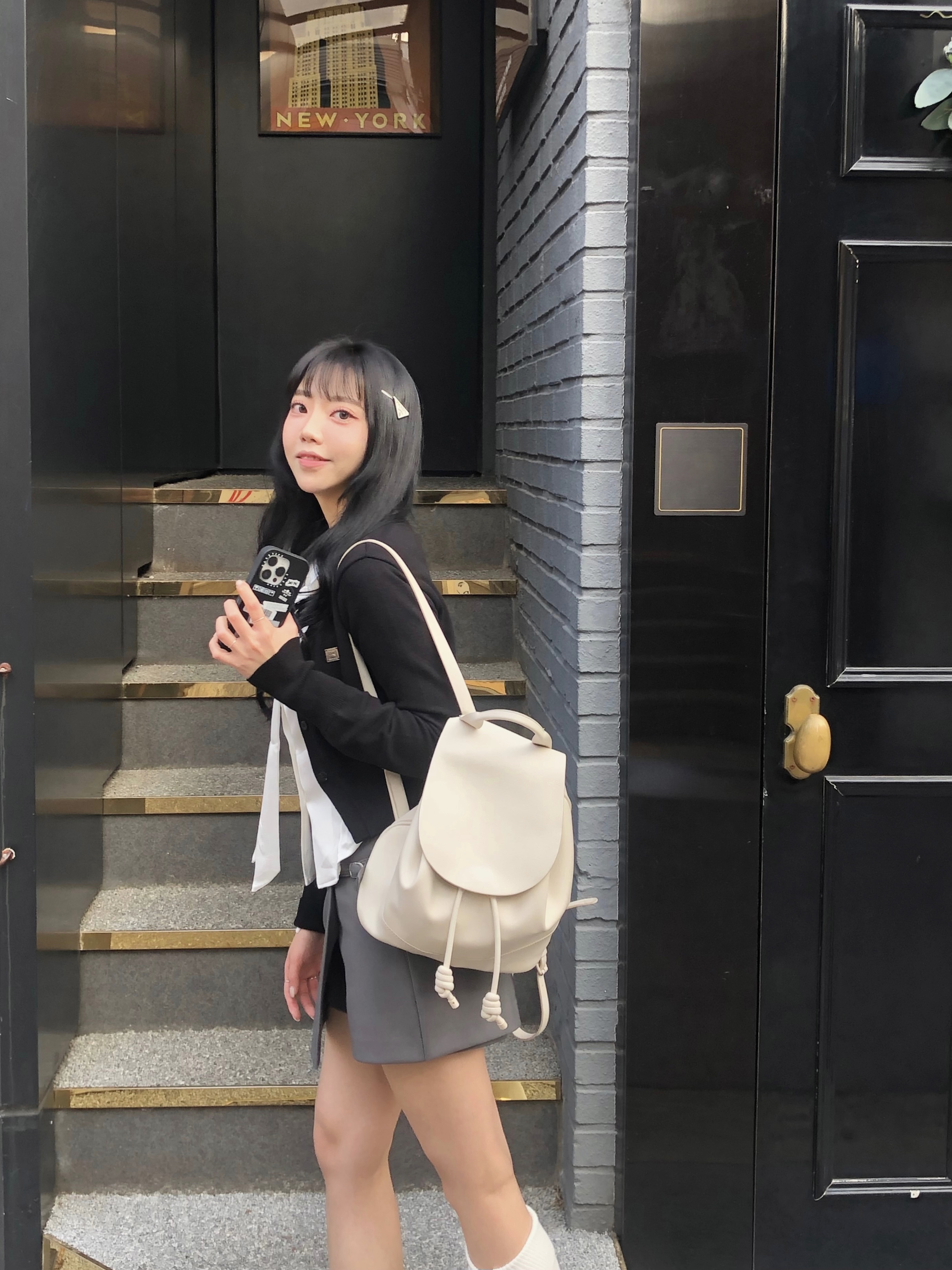 민주 (@miing.9) 님의 게시물 | KREAM