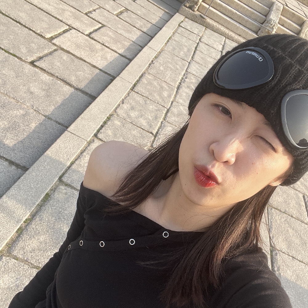 iam_hsuan (@iam_hsuan) 님의 게시물 | KREAM