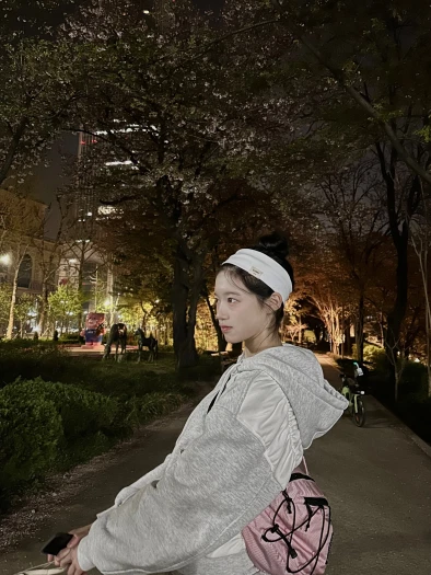 (@3vlccd) 님의 게시물 | KREAM