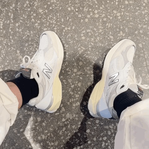 990이 진짜 예쁜듯 | KREAM