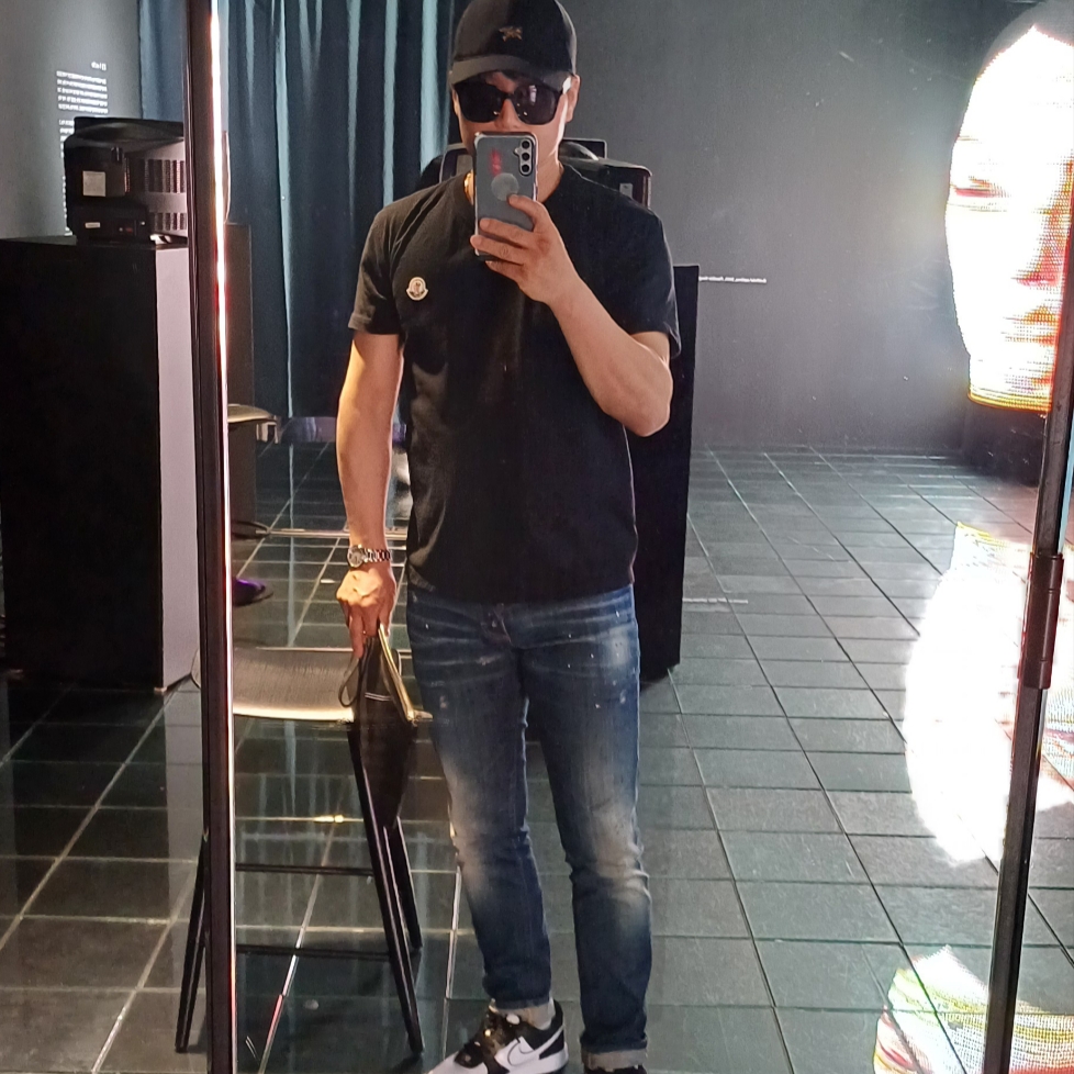 불멸의별 (@vict0ria) 님의 게시물 | KREAM