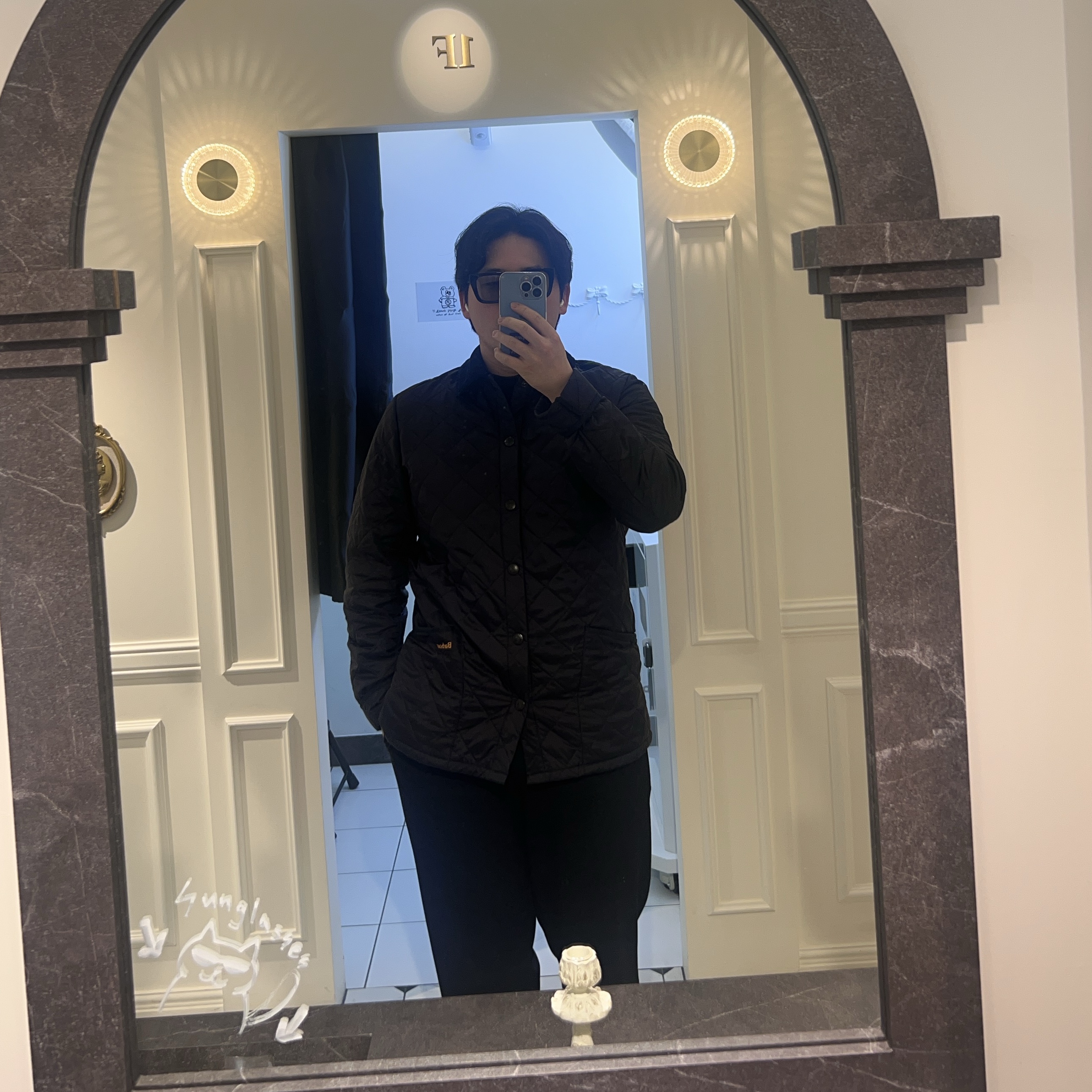 바버 가을까지 못입을까요?ㅠㅠ | KREAM