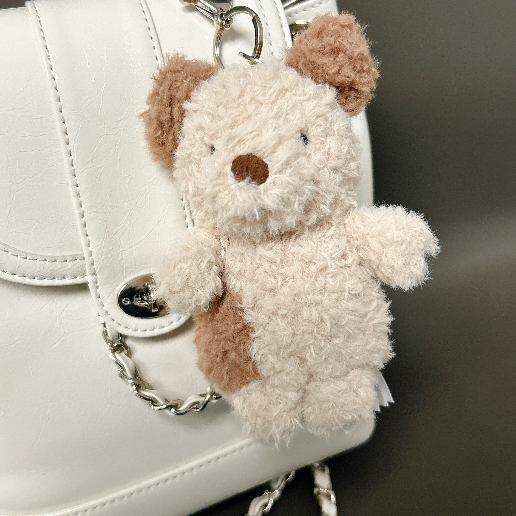 (@rin_kong) 님의 게시물 | KREAM