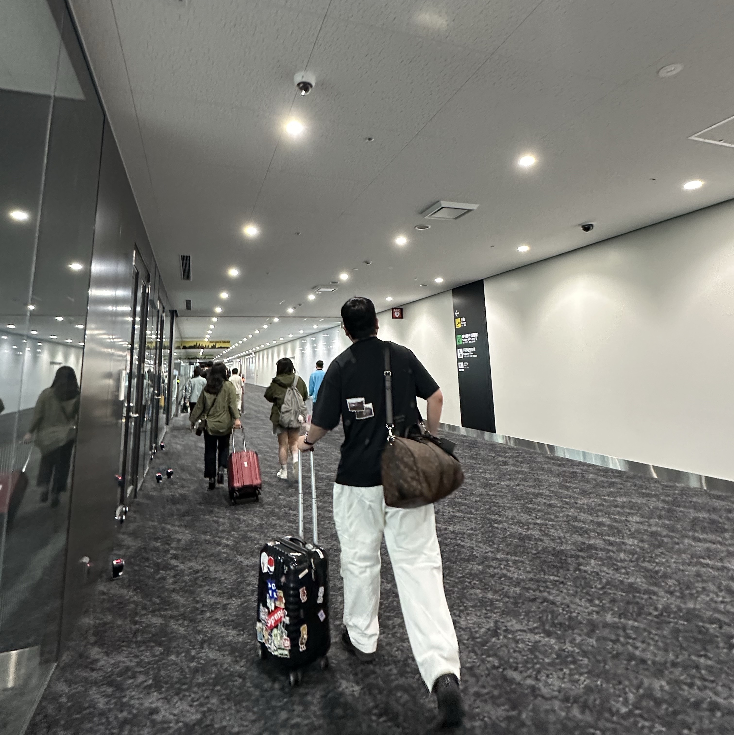 BoNg (@xxixbon) 님의 게시물 | KREAM