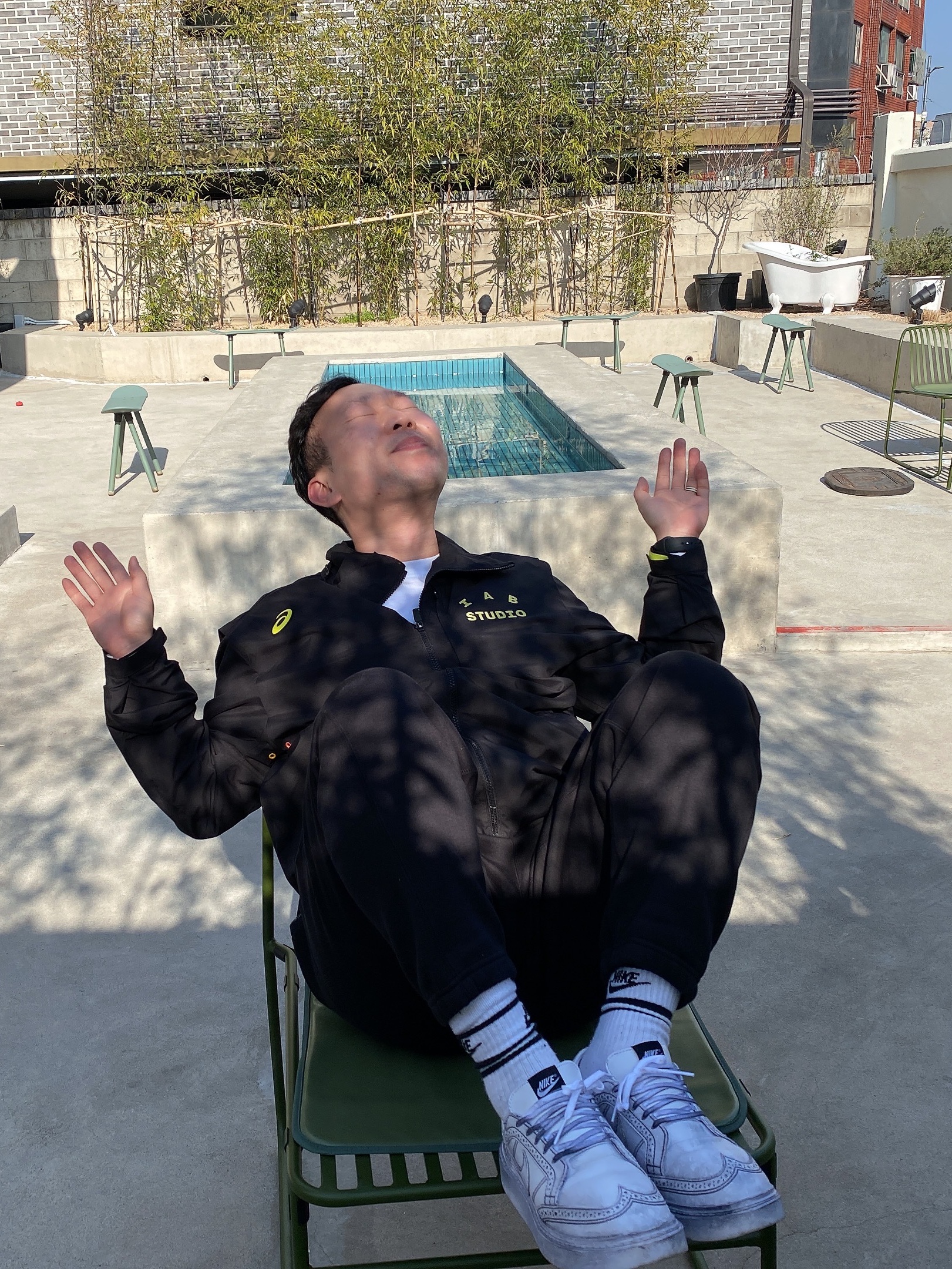 더보기 (@_piao) 님의 게시물 | KREAM