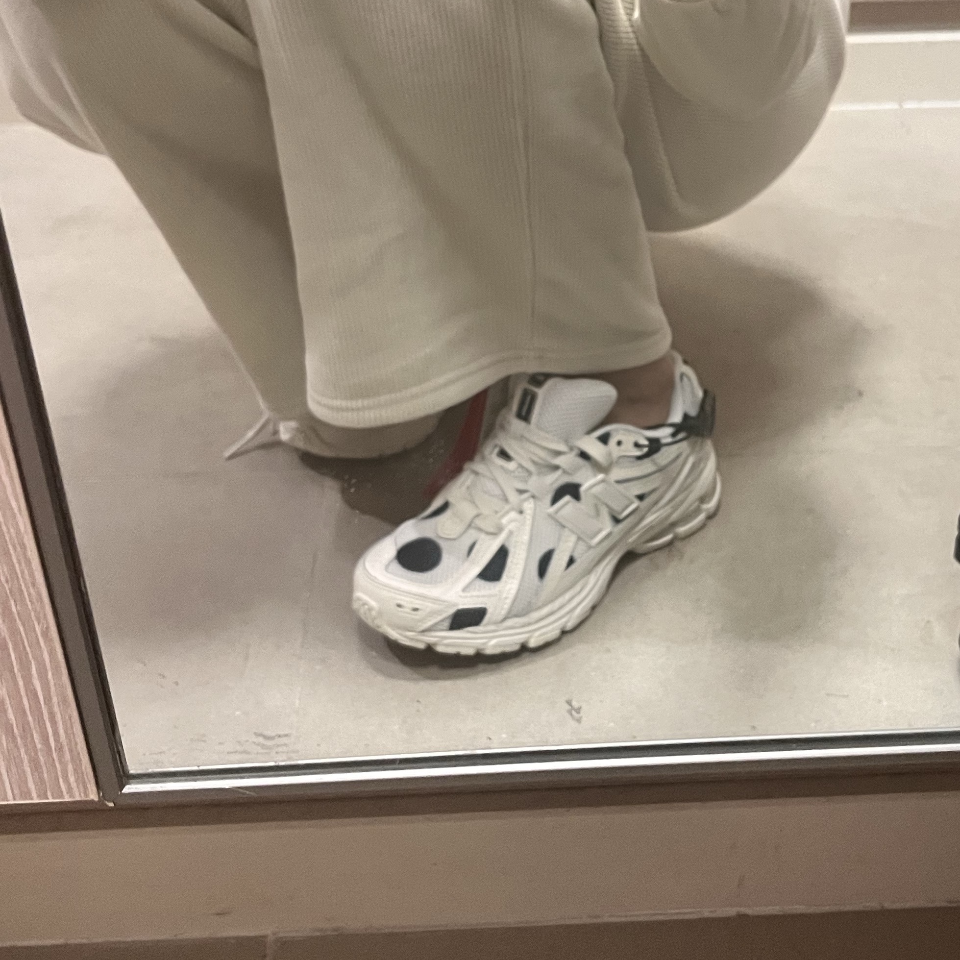 도트뉴발 1906 | KREAM