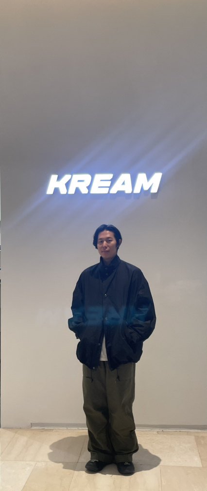 크림 잠실 점장 😎 (@kream_store...) 님의 게시물 | KREAM