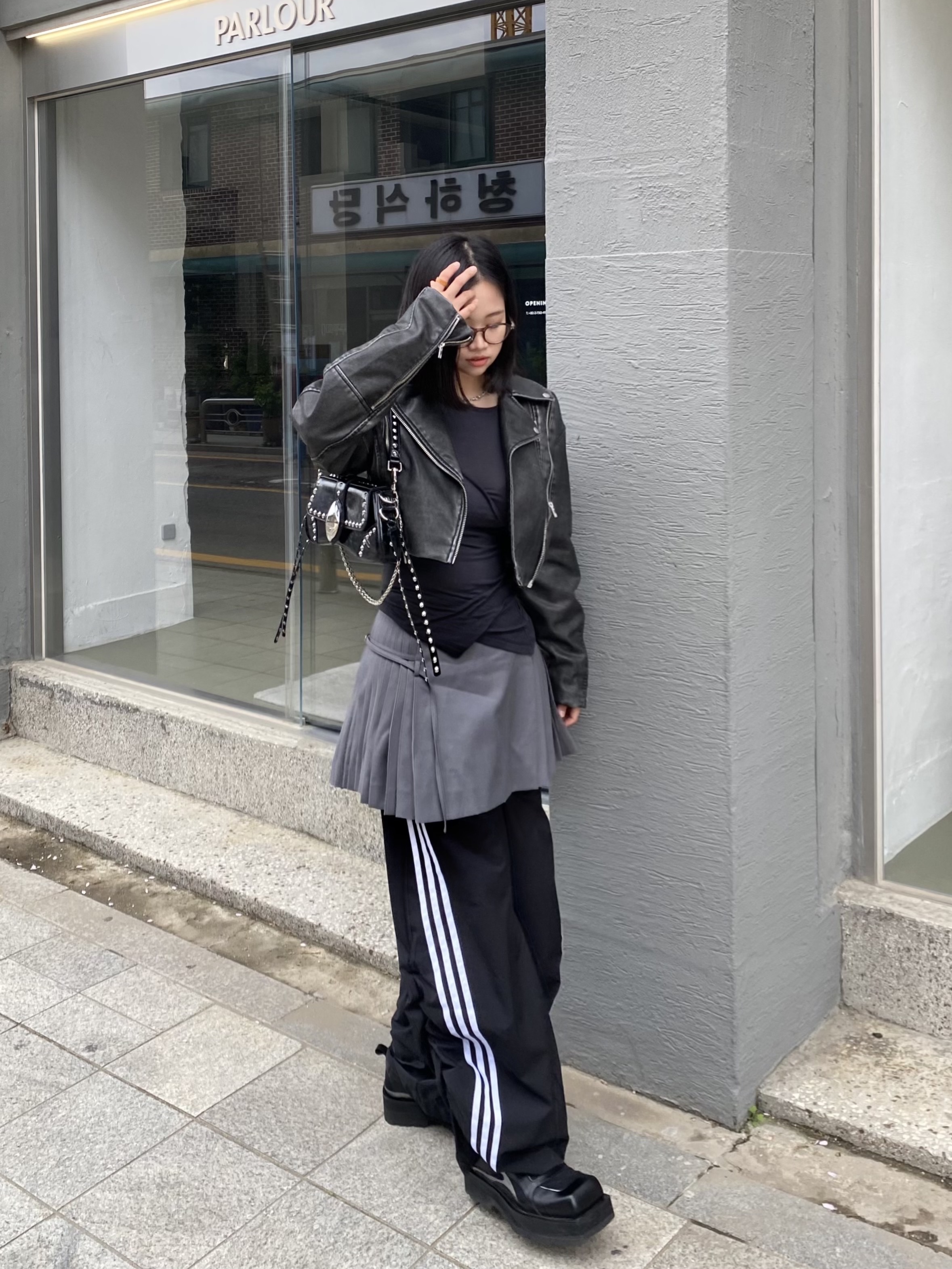 주다 (@z00___daa) 님의 게시물 | KREAM