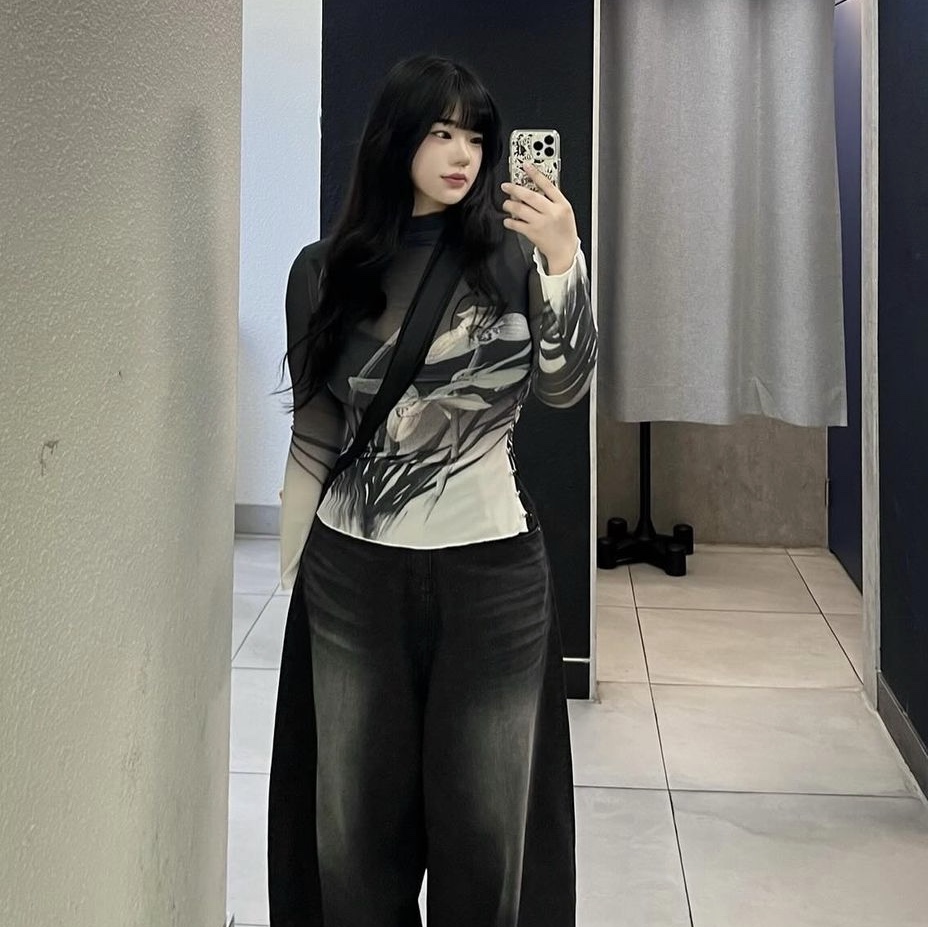 $ (@your_legacy) 님의 게시물 | KREAM