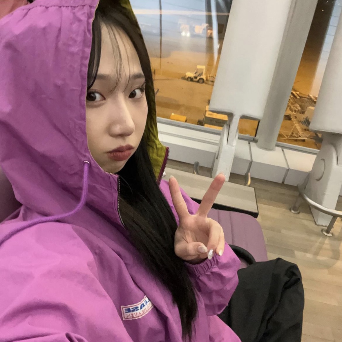 $ (@your_legacy) 님의 게시물 | KREAM