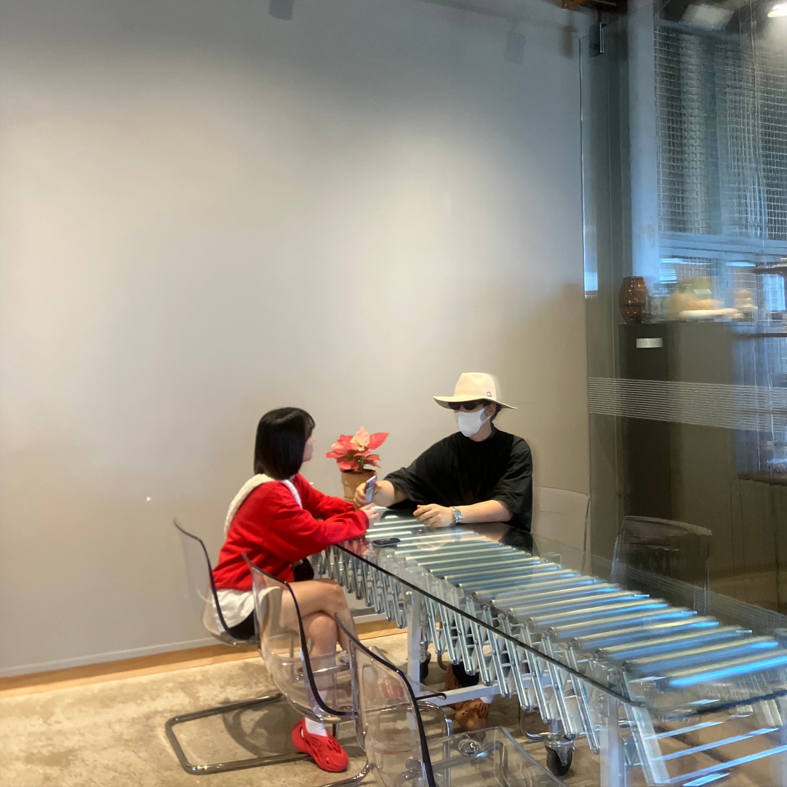 1988 (@880626_) 님의 게시물 | KREAM