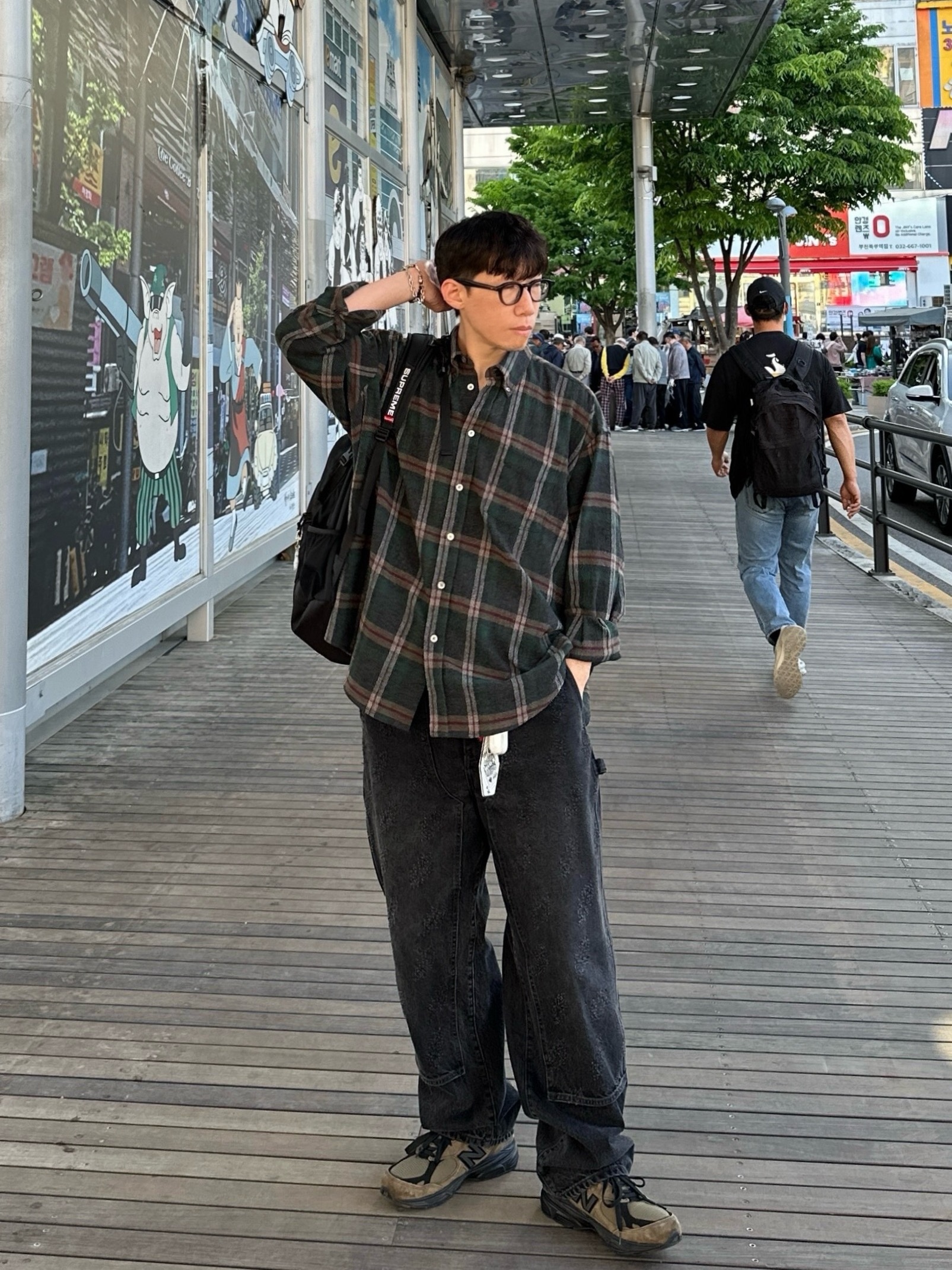 떤 더 (@you_are_so_far) 님의 게시물 | KREAM