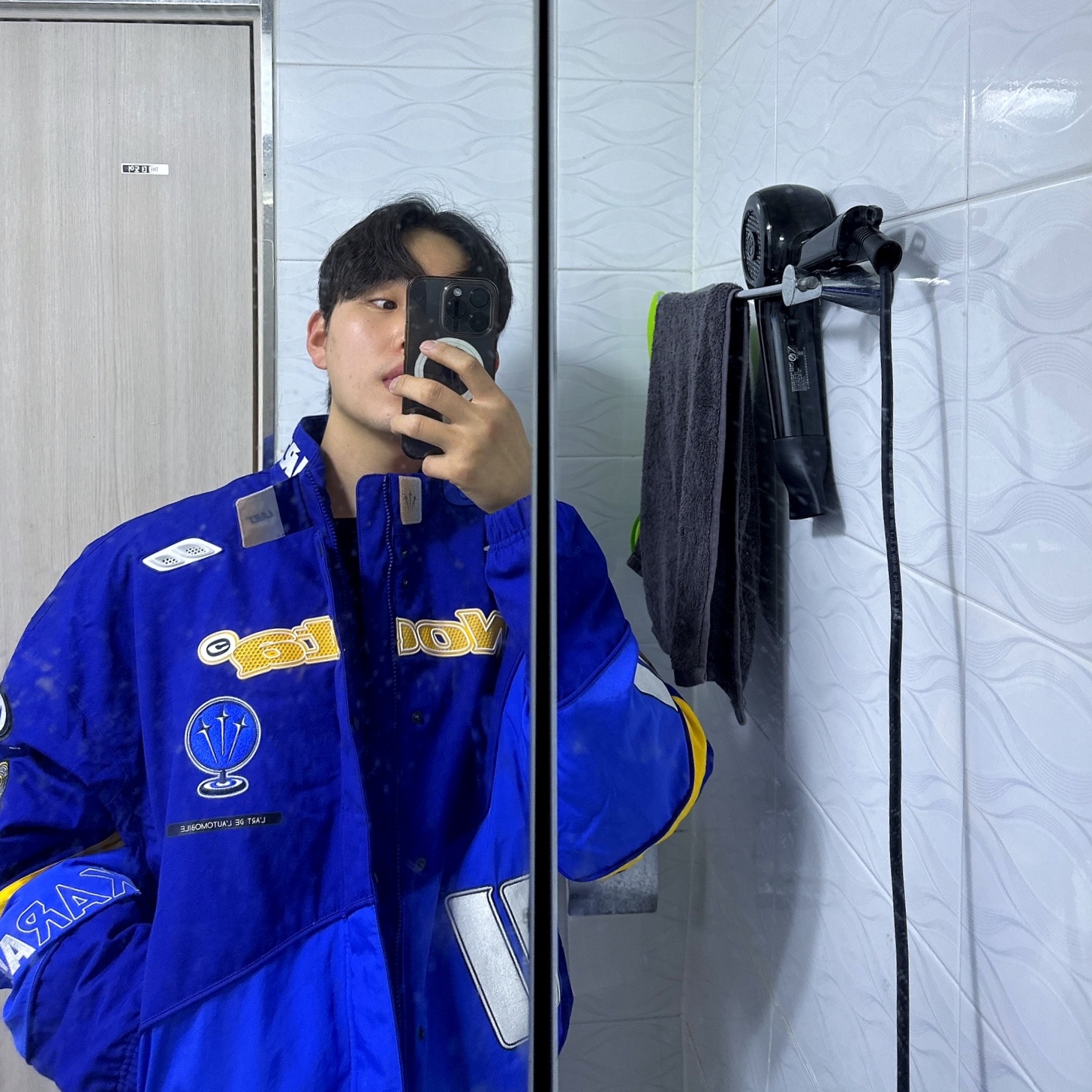 산이 (@xx_san_e) 님의 게시물 | KREAM