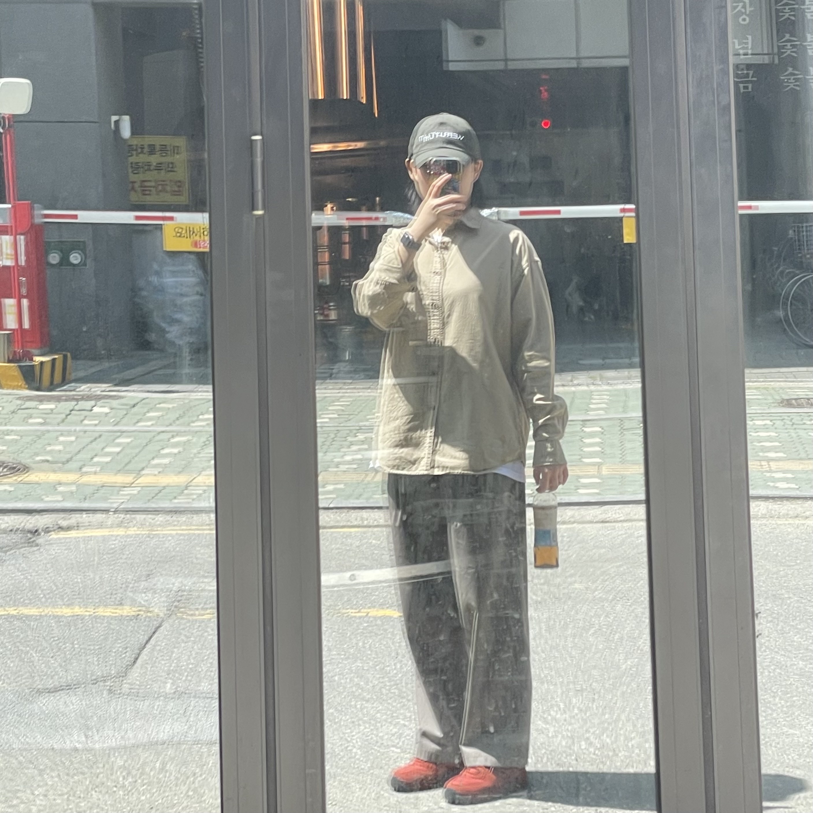 (@mewwco) 님의 게시물 | KREAM