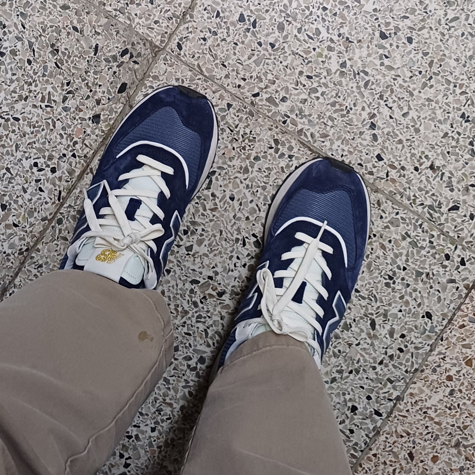 뉴발란스 574 레거시 | KREAM