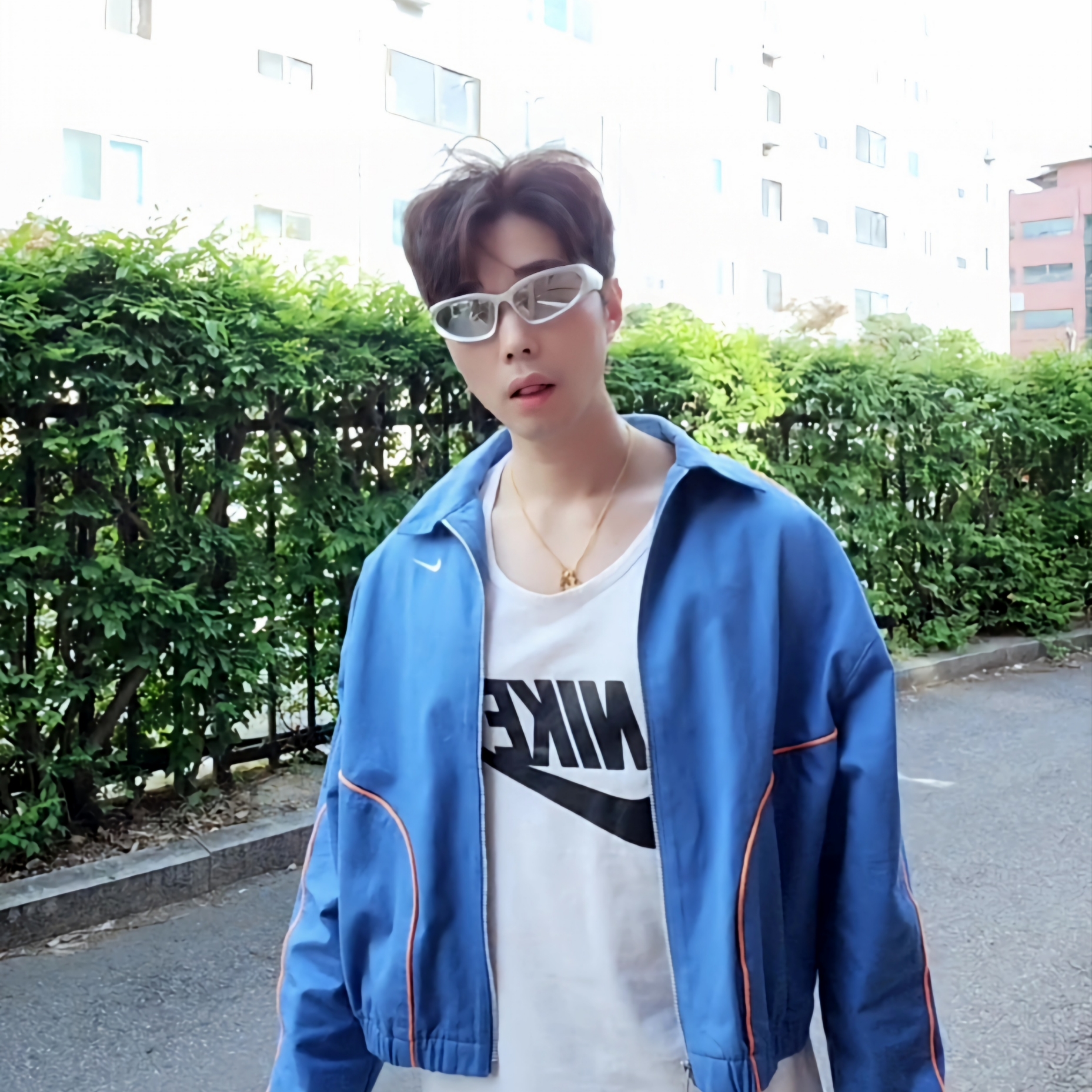 (@jong7759) 님의 게시물 | KREAM