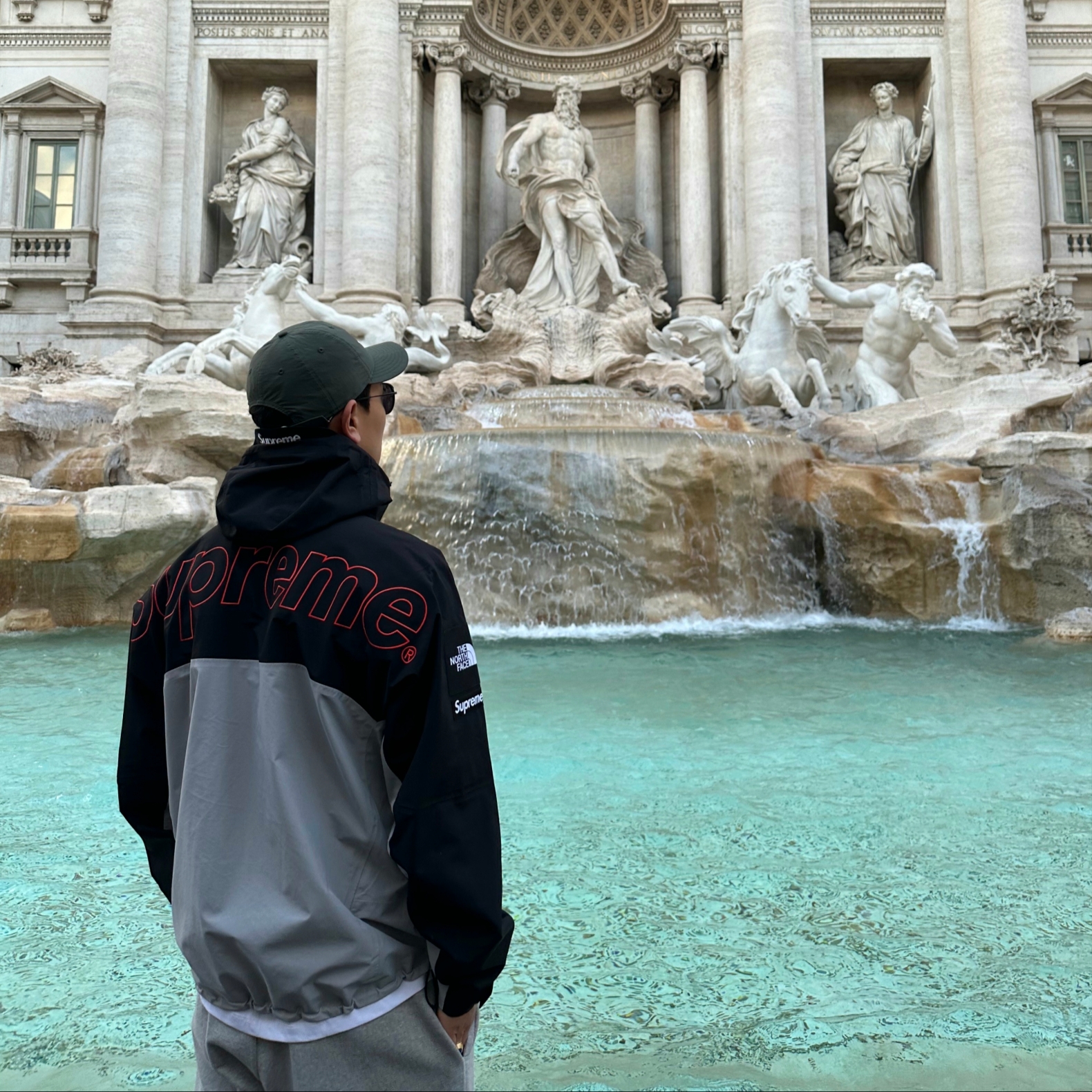 181 / 79Kg L사이즈 | KREAM