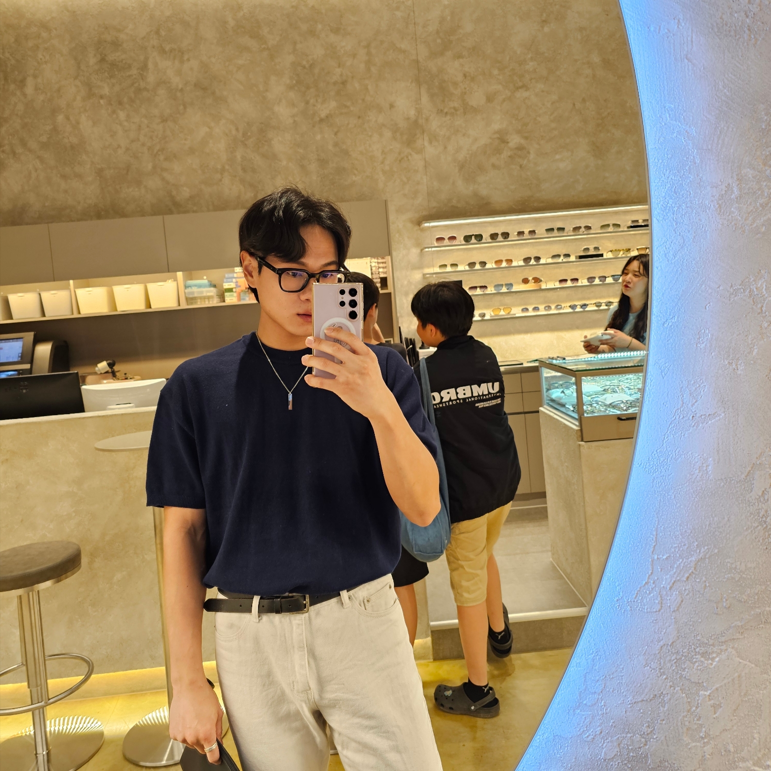 깔끔하게 | KREAM